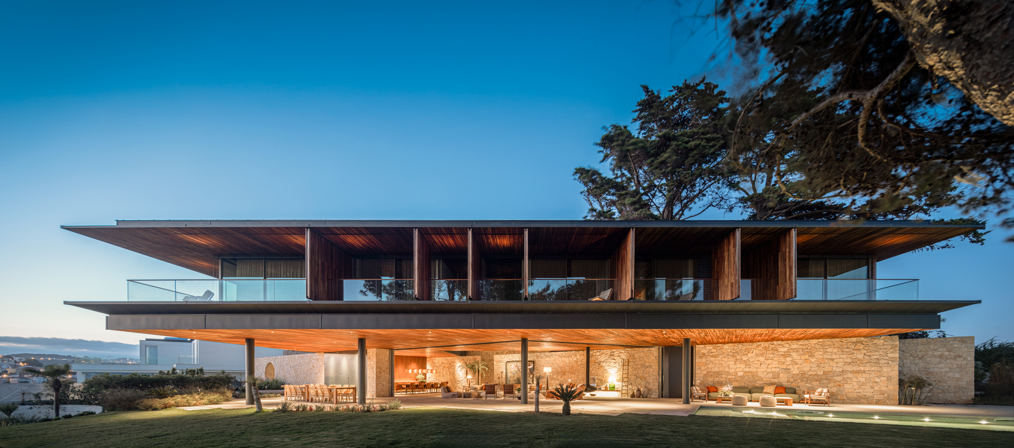 Tejo House by Bernardes Arquitetura - Architizer