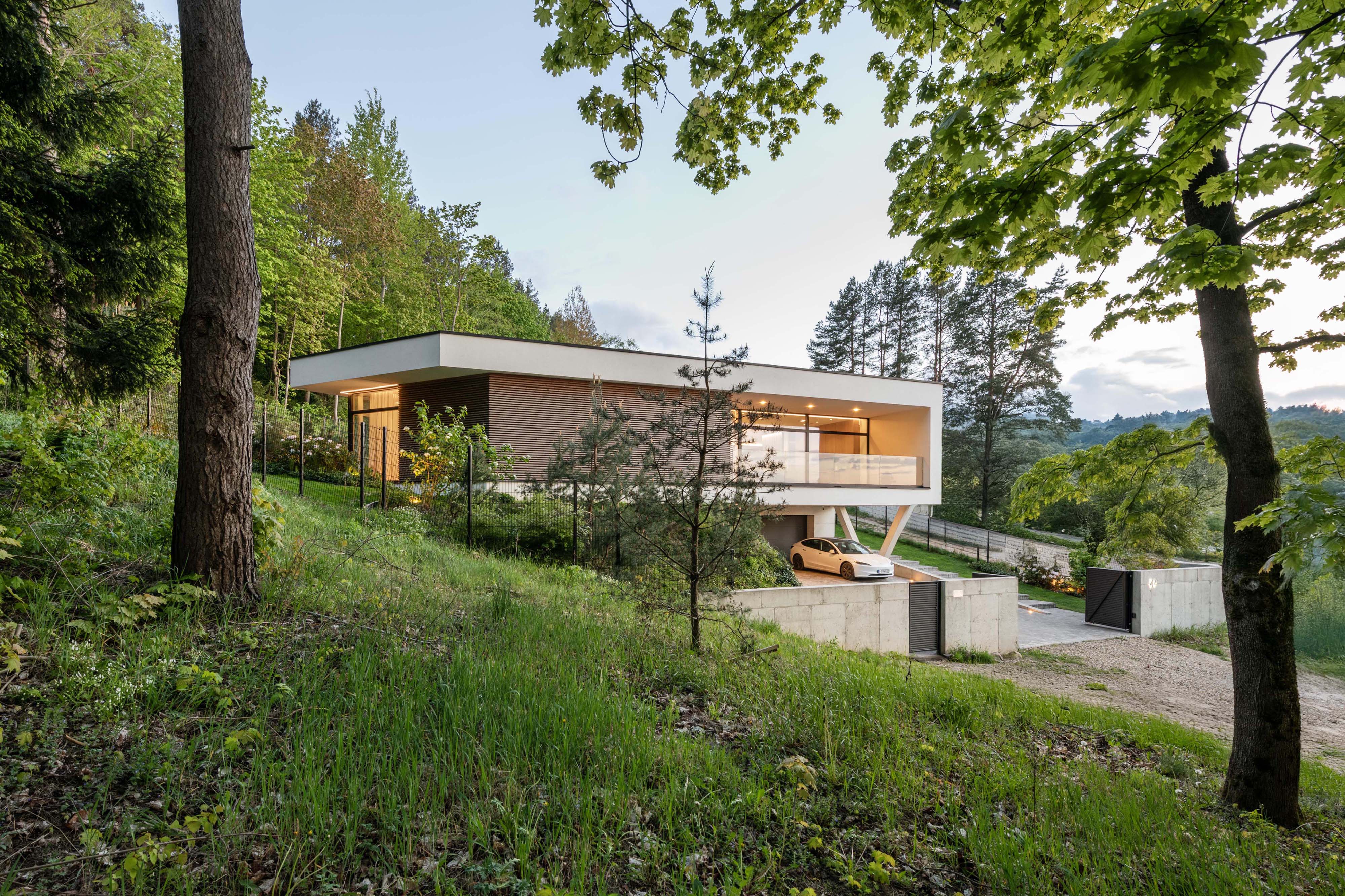 Green terrace house by Architecture laboratory ArchLAB - Architizer