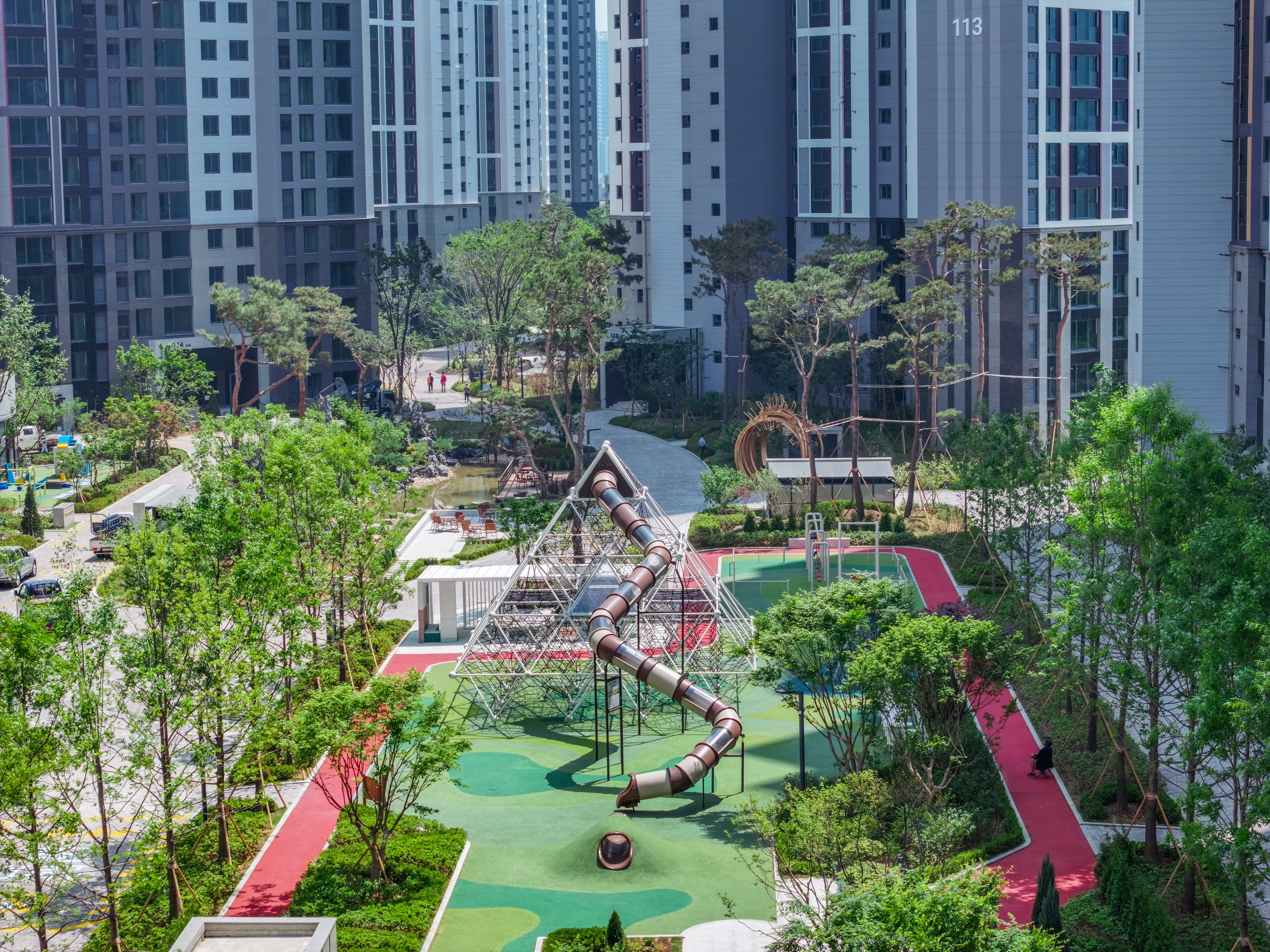 Big Net Playground by PLAYJAM - Architizer