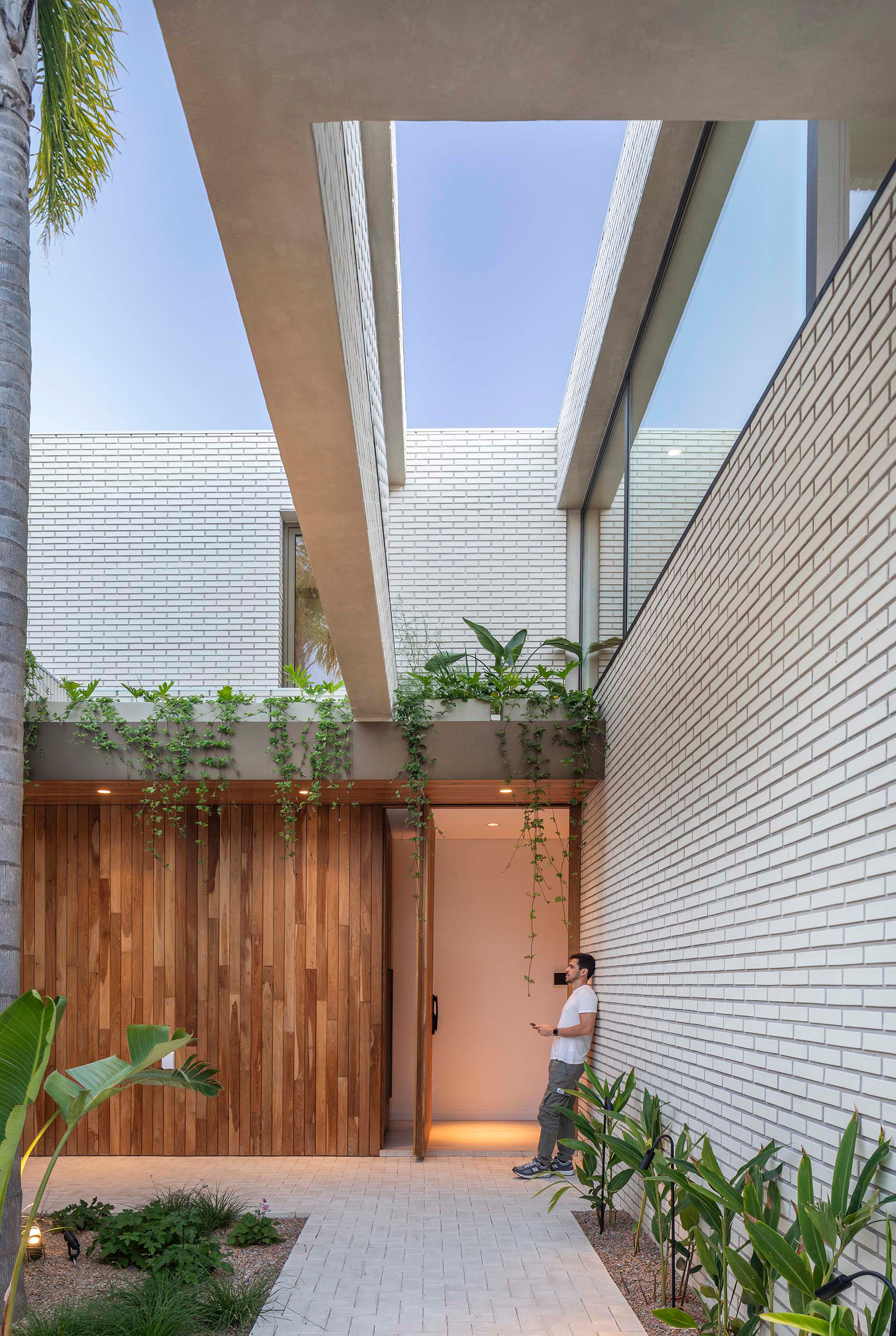 Casa Magnolia by Estudio PK - Ignacio Pessagno & Lilian Kandus - Architizer