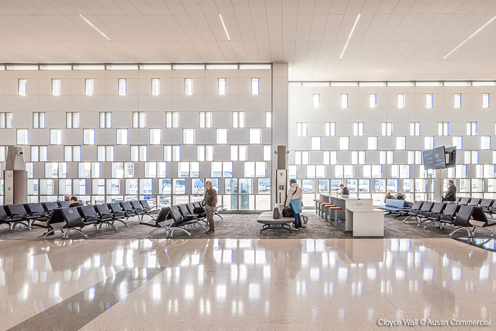 George Bush Intercontinental Airport, Mickey Leland International ...