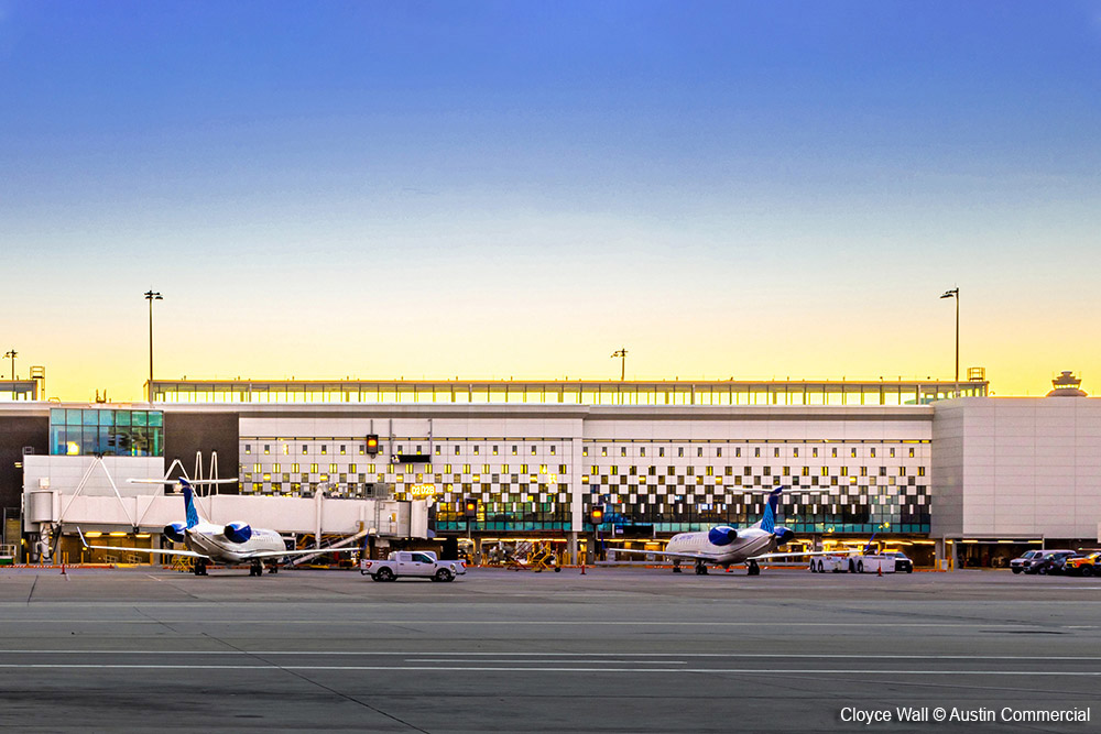 George Bush Intercontinental Airport, Mickey Leland International ...