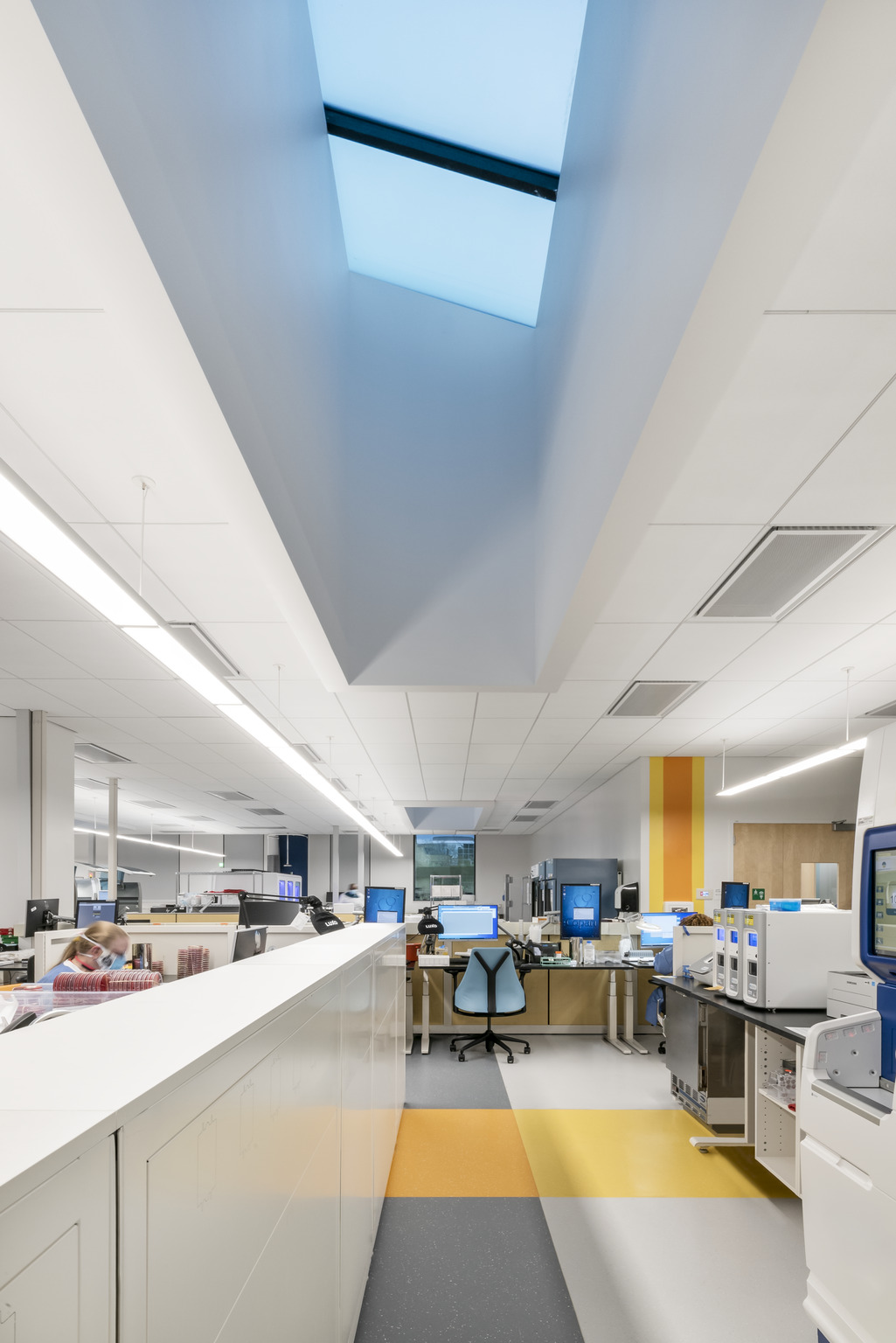 Kaiser Permanente Regional Clinical Lab by Array Architects - Architizer