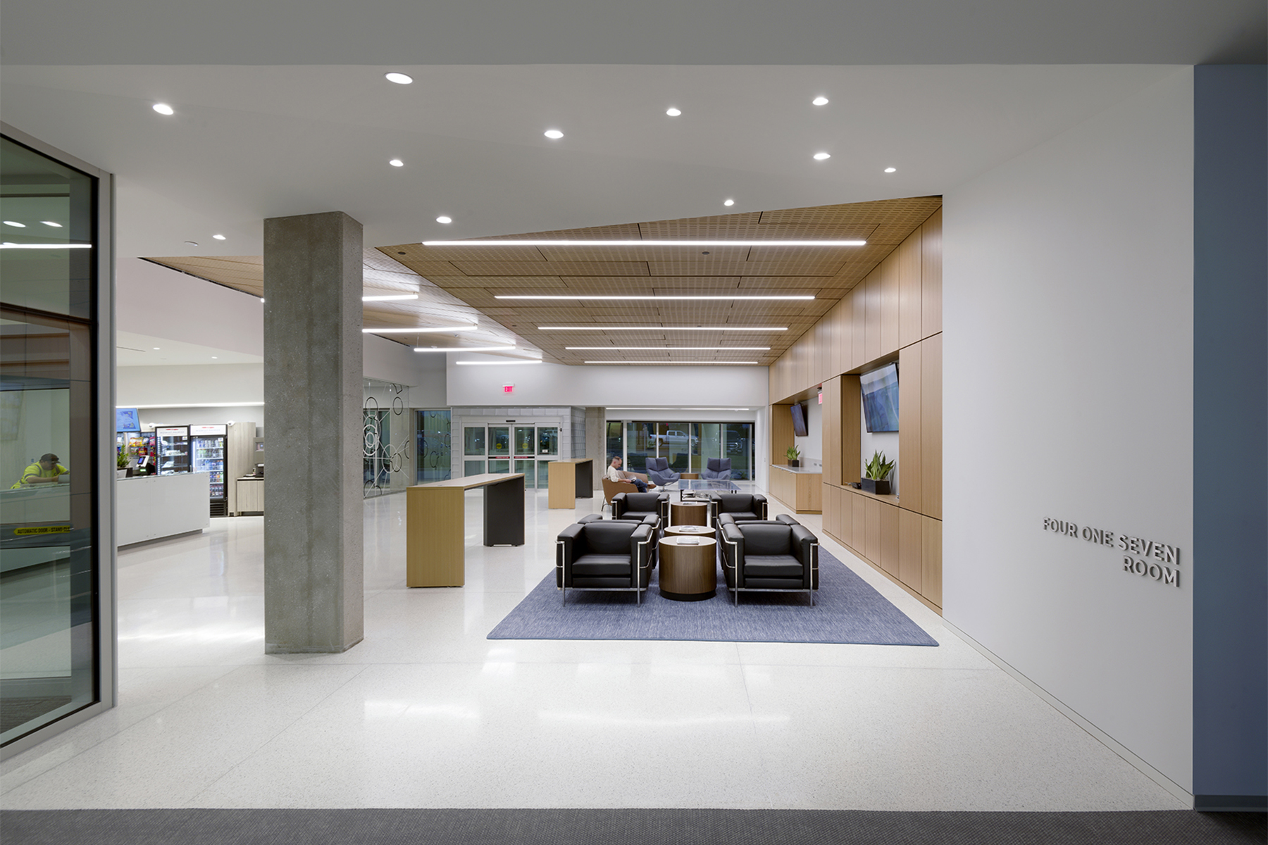 Midwest Premier General Aviation Terminal Renovation & Addition by Dake ...