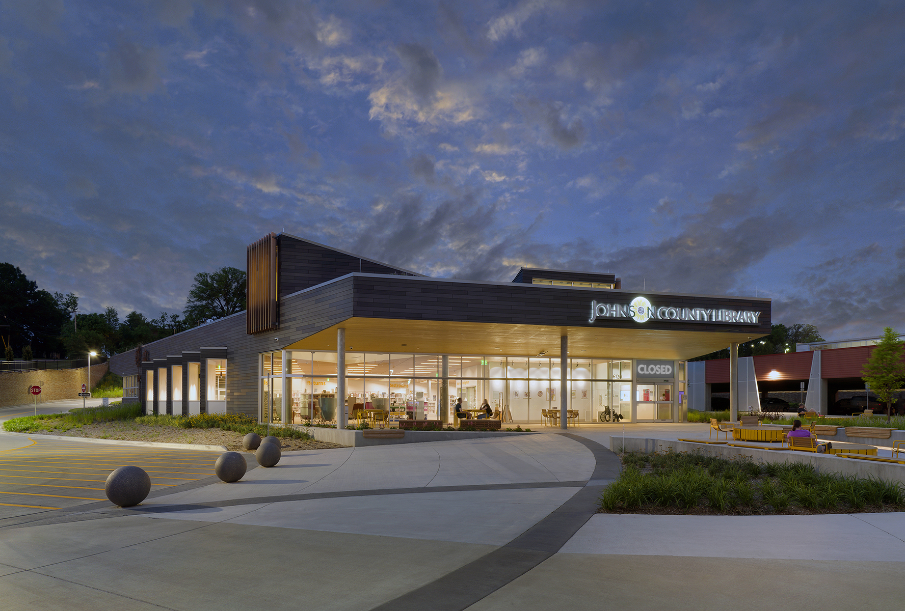 Merriam Plaza Library by Dake Wells Architecture - Architizer
