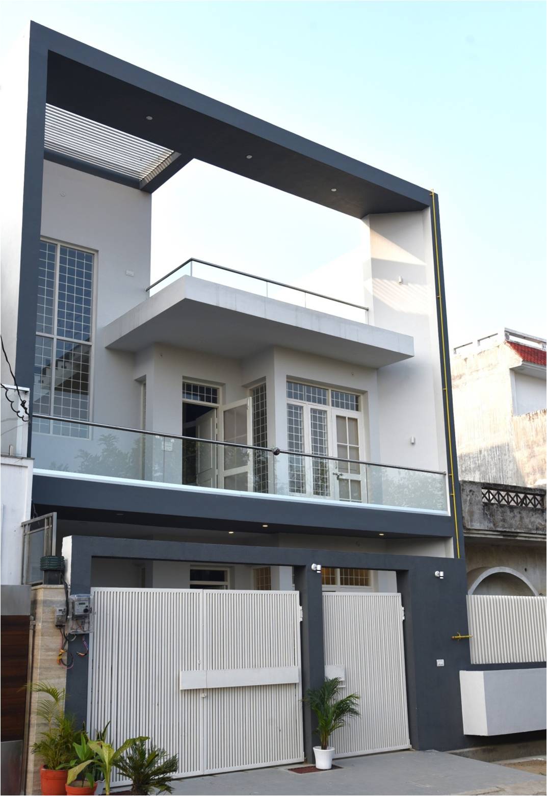 FRAMED HOUSE by Design by CHAUDHARY ASSOCITAES - Architizer