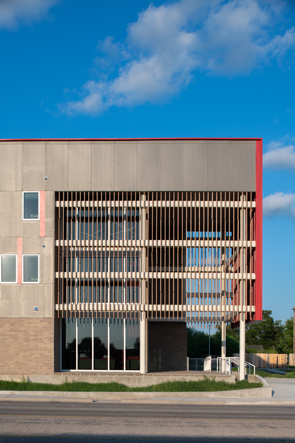 Smith Hall by BRAVE/architecture - Architizer