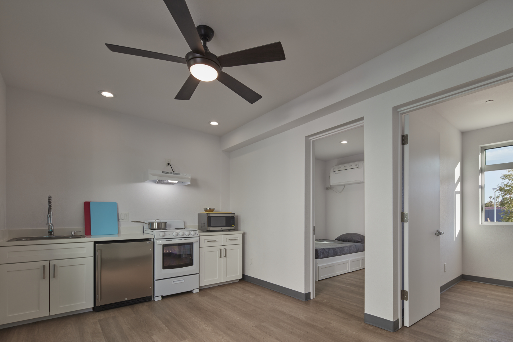 Palm Springs Homeless Navigation Center by John Friedman Alice Kimm ...