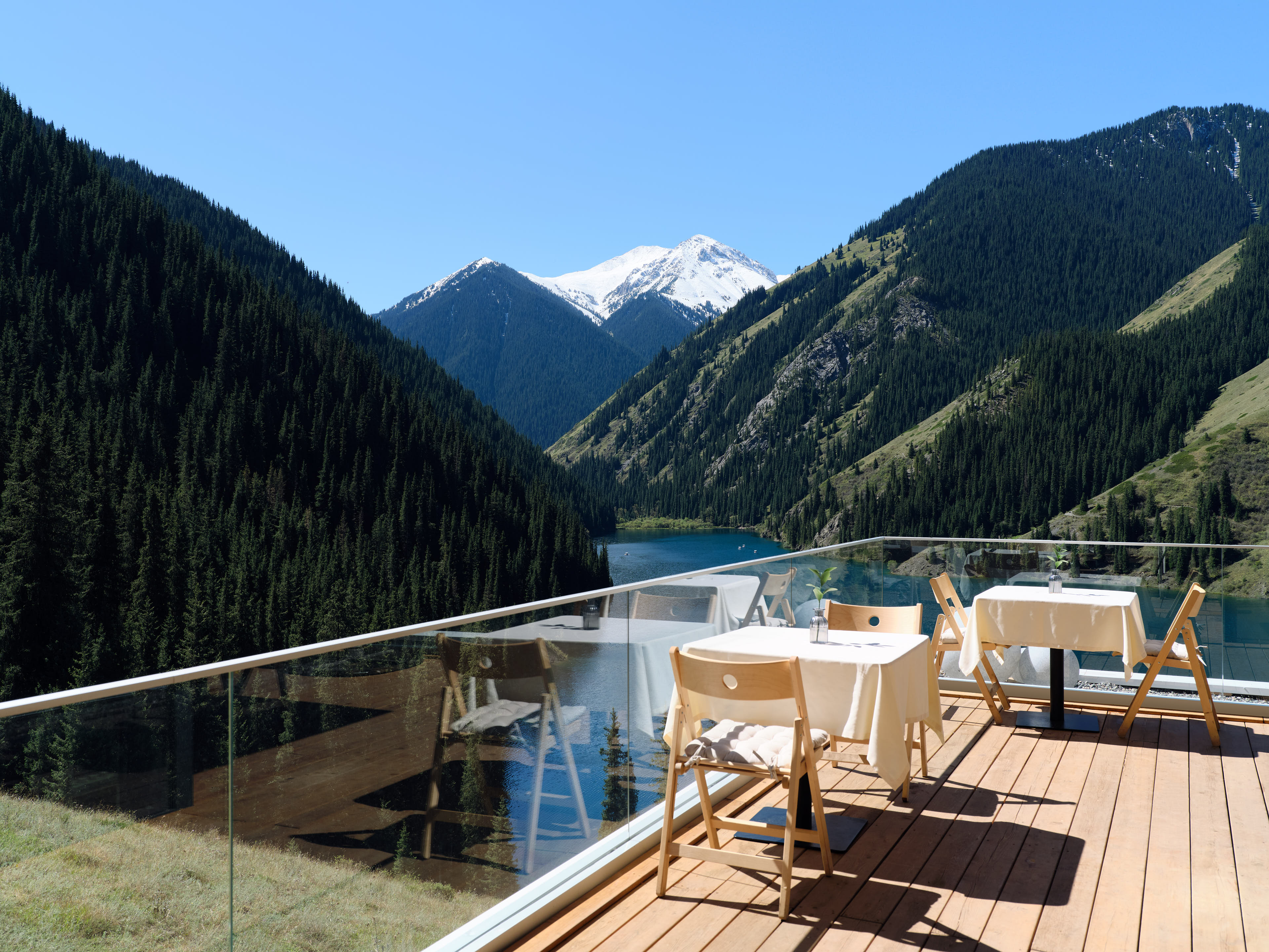 Tary Coffee House in the Landscape by Sandyq Group by Sandyq Group ...