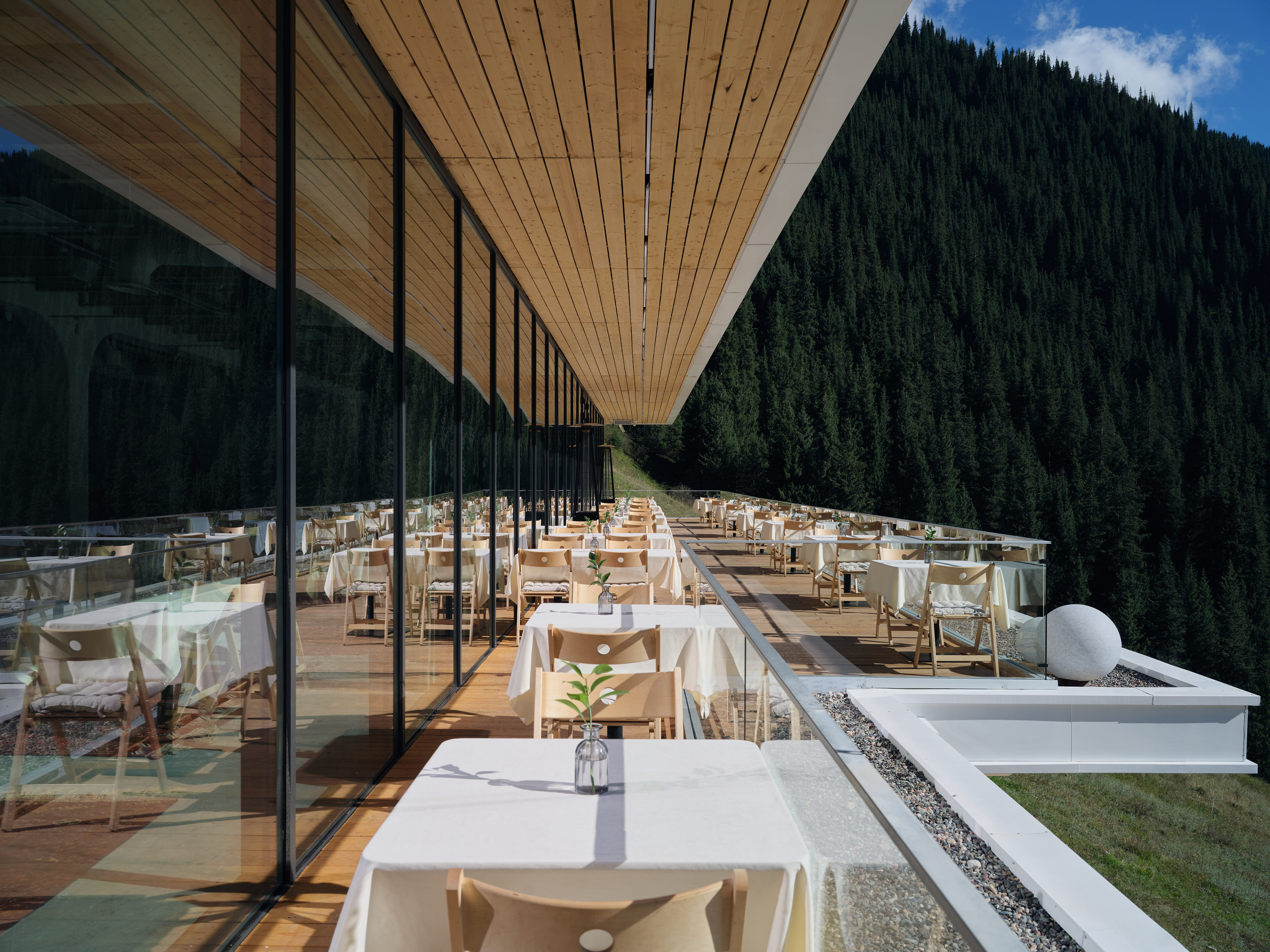 Tary Coffee House in the Landscape by Sandyq Group by Sandyq Group ...