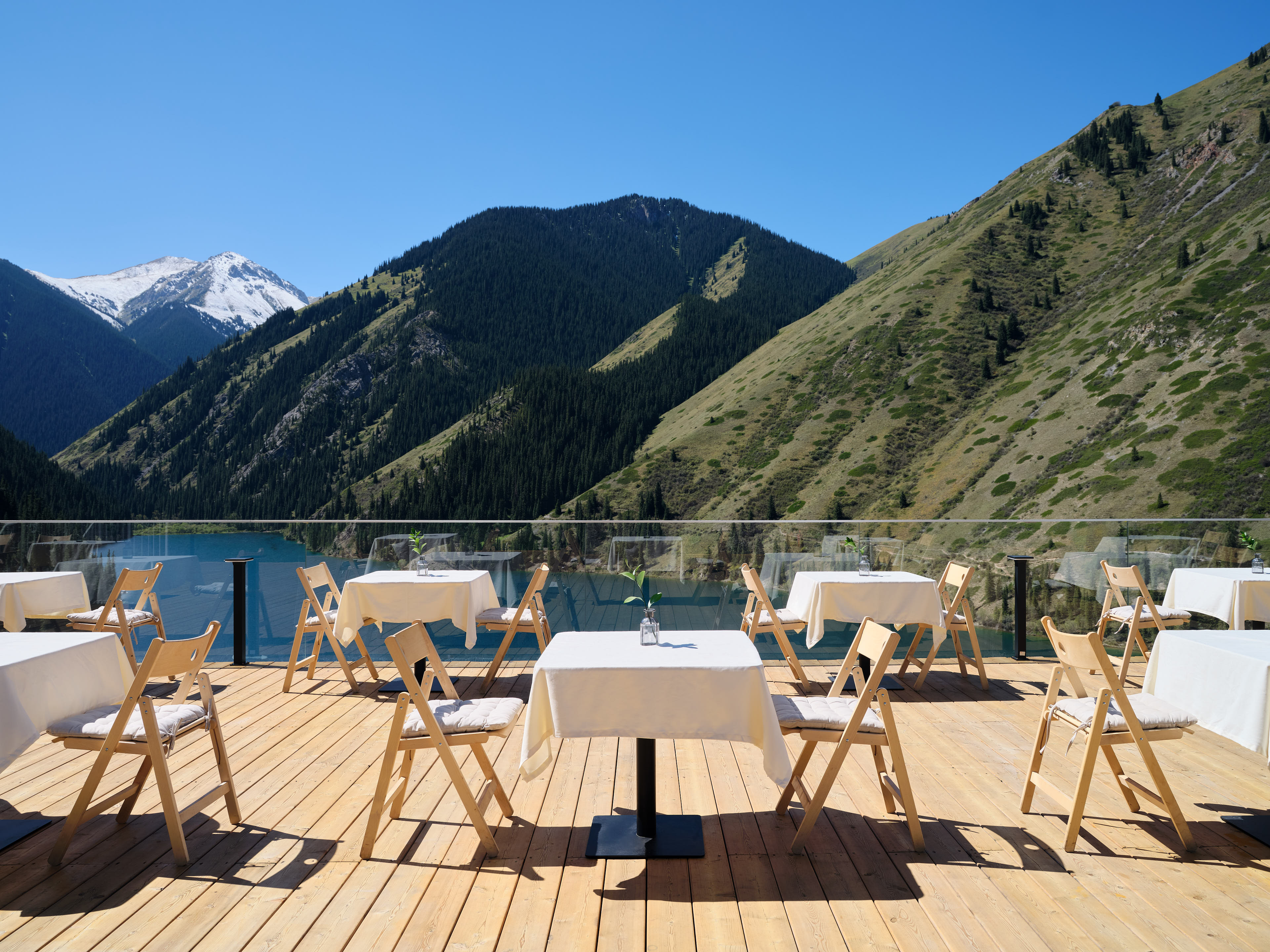 Tary Coffee House in the Landscape by Sandyq Group by Sandyq Group ...