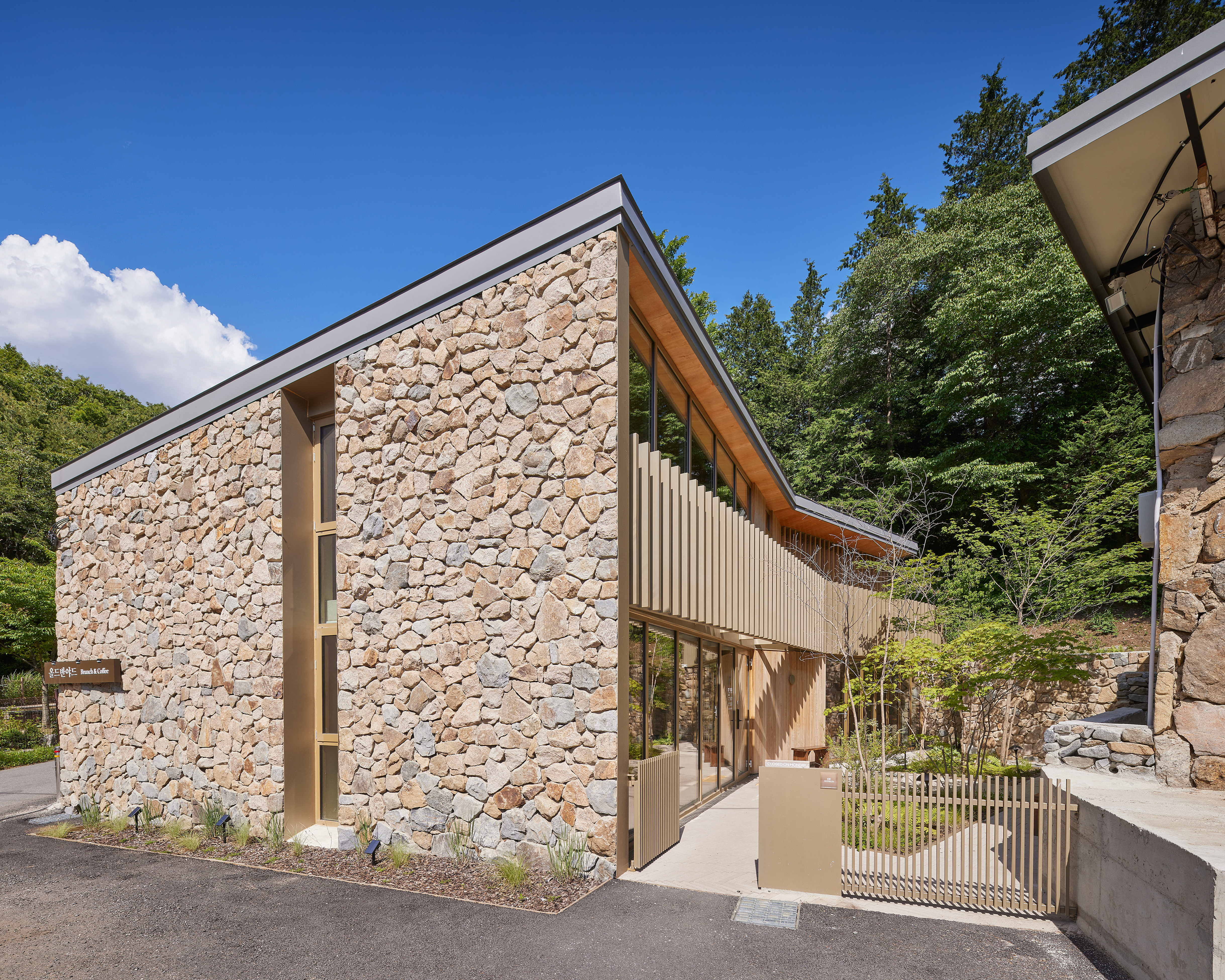 Old Barnyard by IDR Architects - Architizer