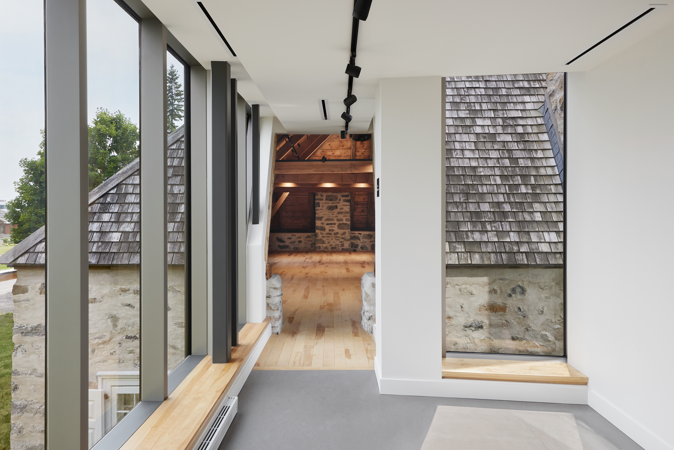 André-Benjamin-Papineau House by Beaupré Michaud et Associés ...