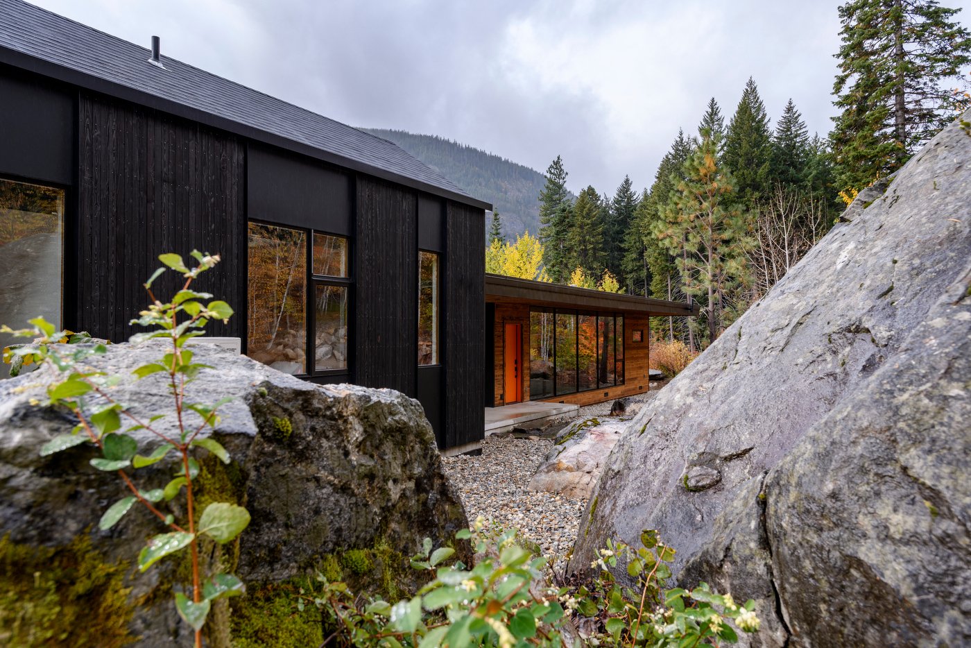 Split Cabin by Syndicate Smith - Architizer