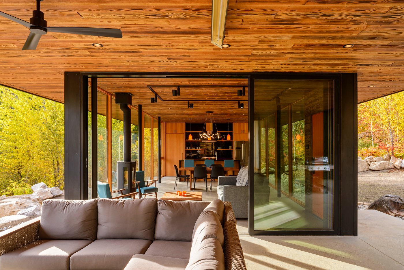 Split Cabin by Syndicate Smith - Architizer