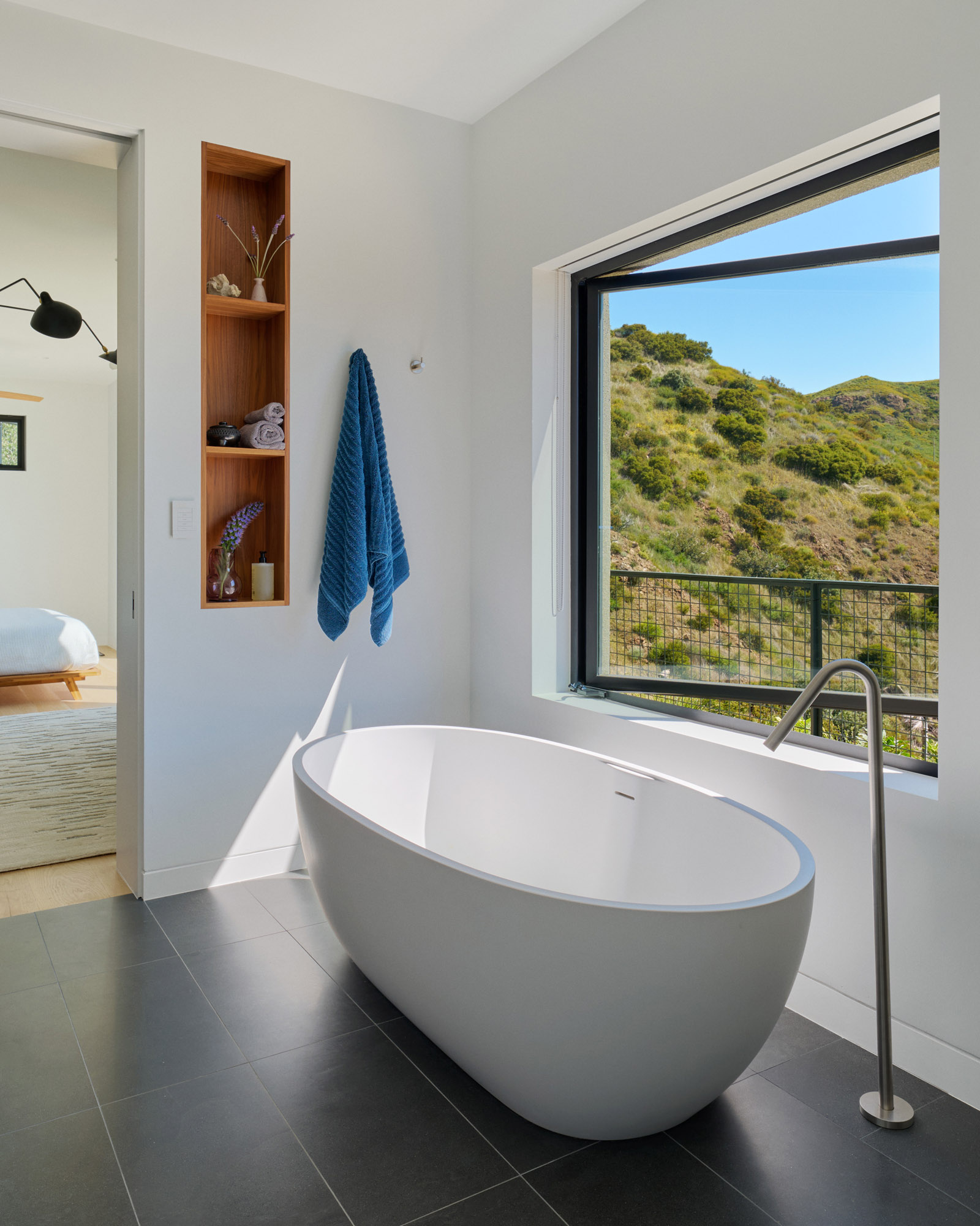 Highway House by Vertebrae - Architizer