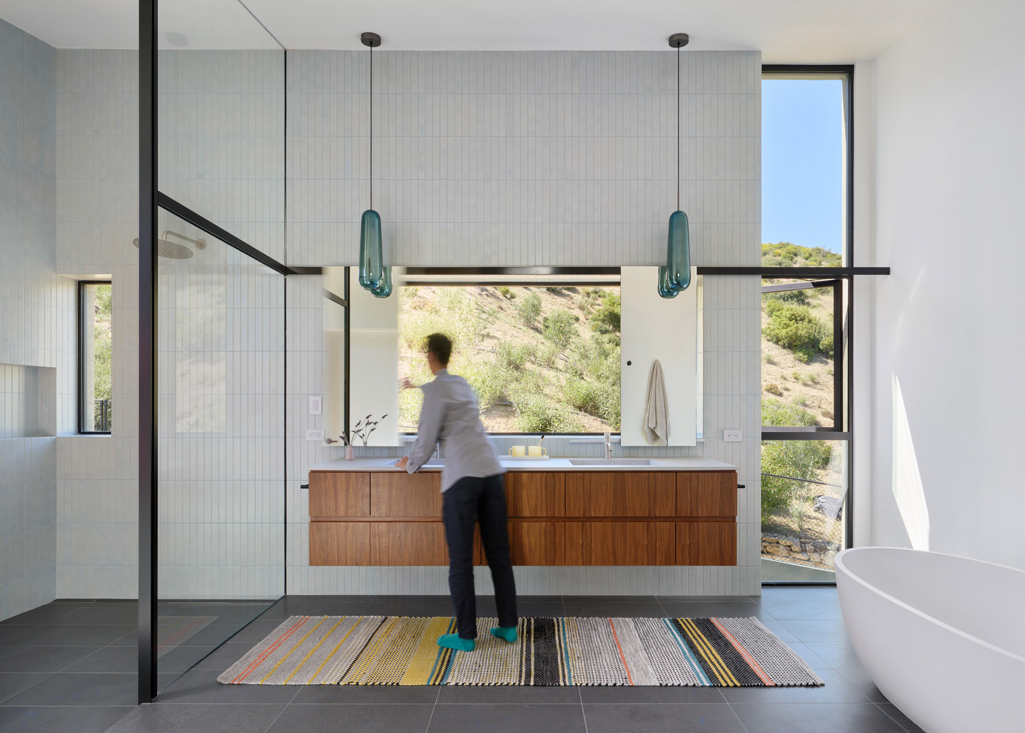 Highway House by Vertebrae - Architizer