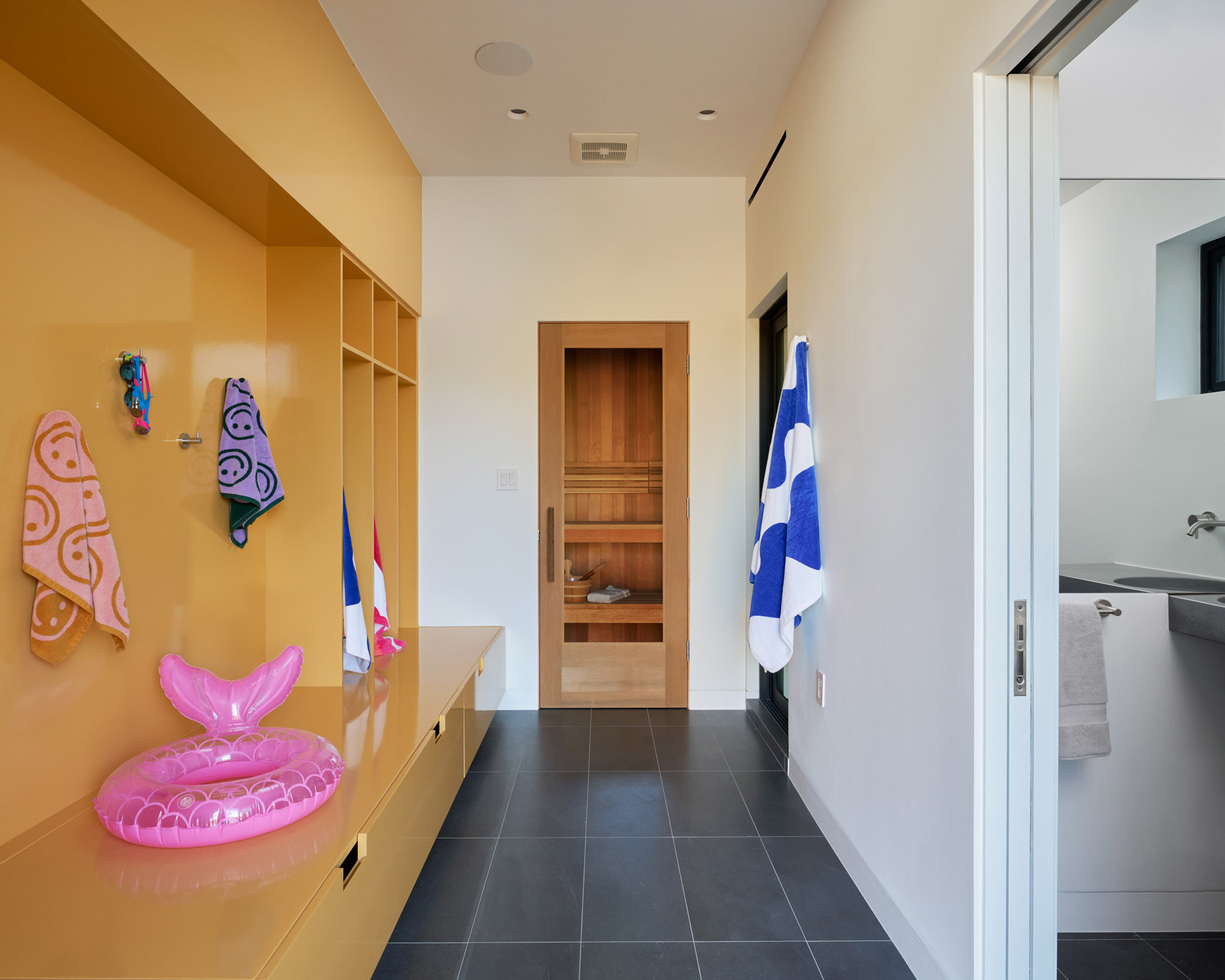 Highway House by Vertebrae - Architizer