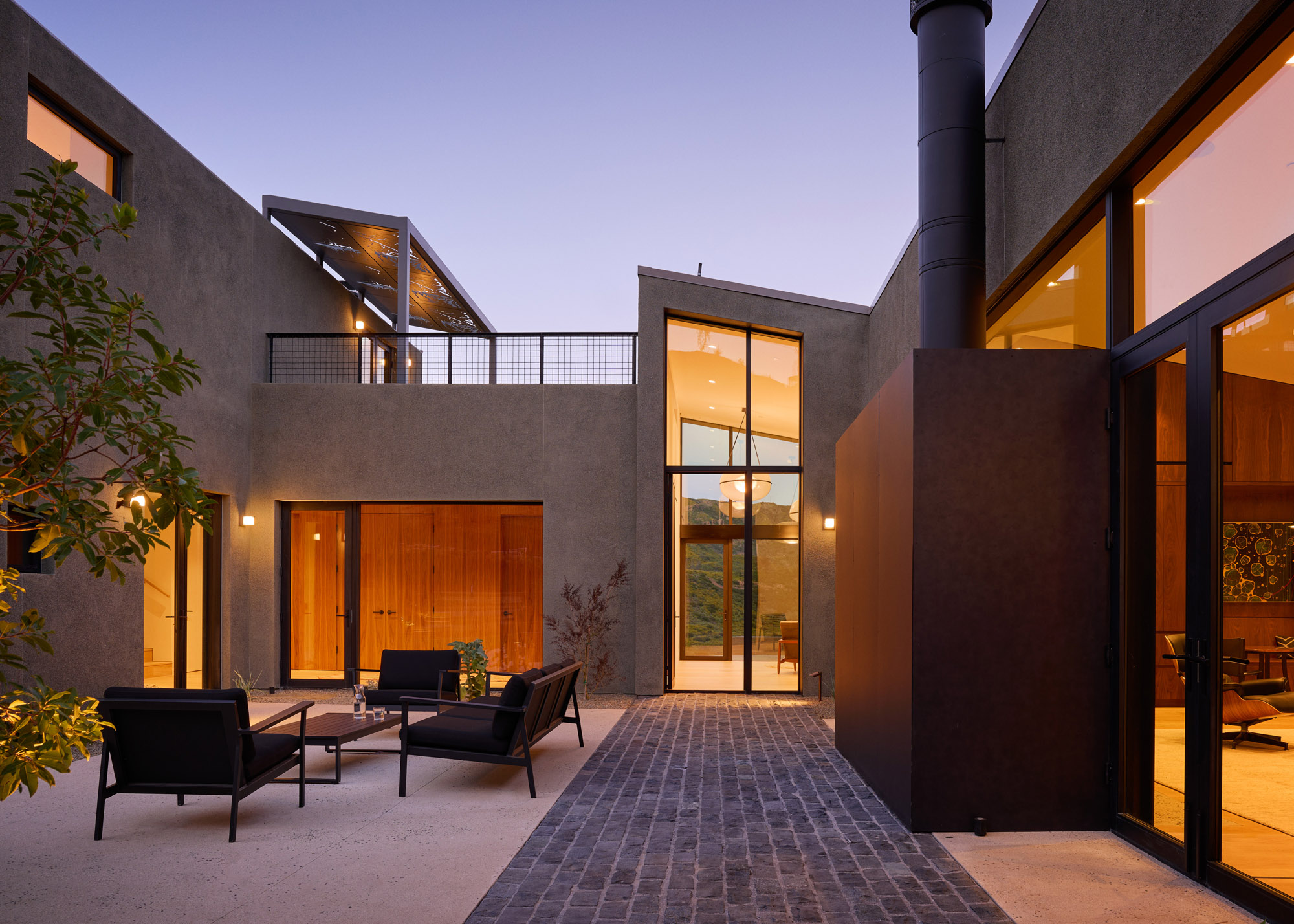 Highway House by Vertebrae - Architizer