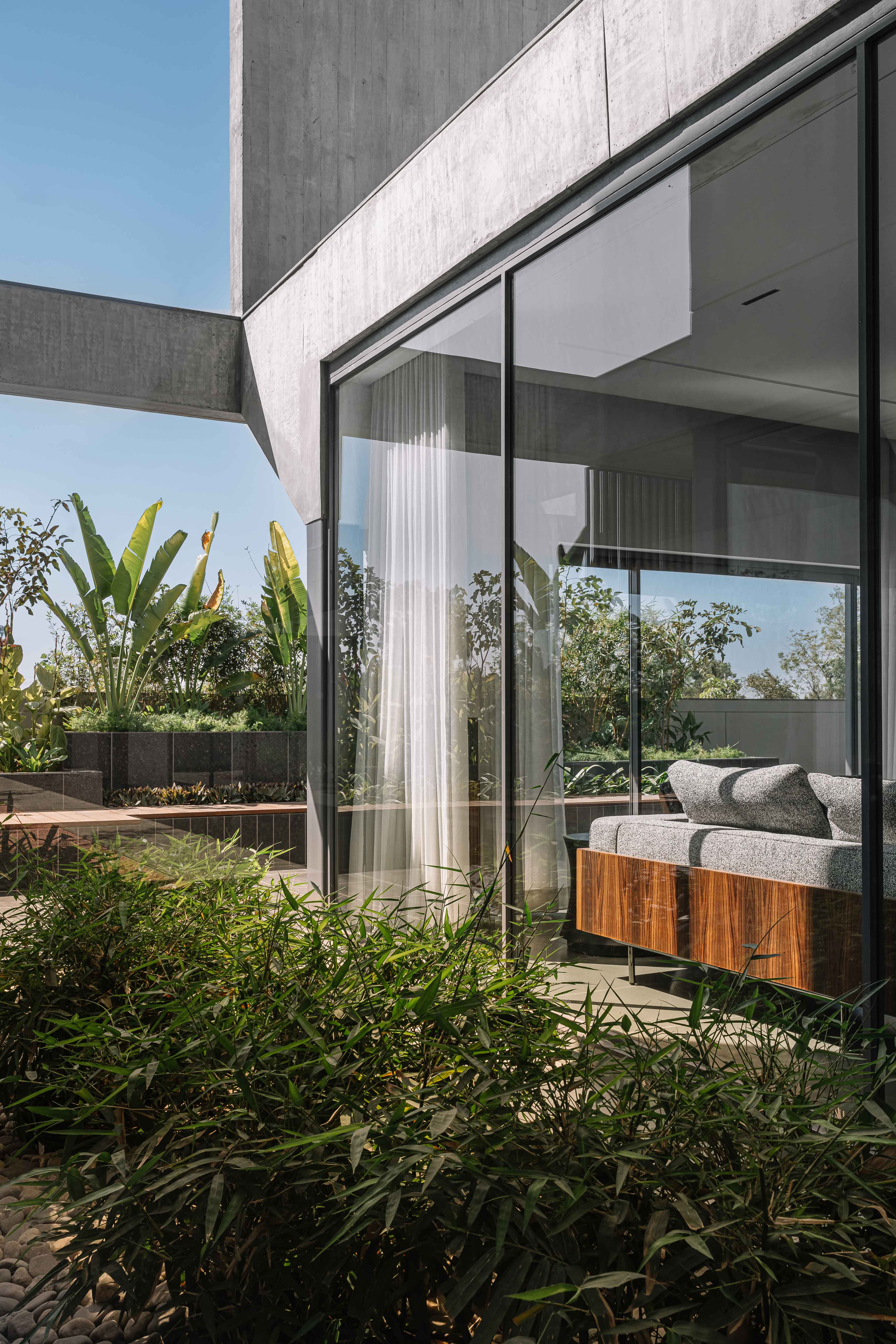 Atelier Zen by INTRINSIC DESIGNS - Architizer