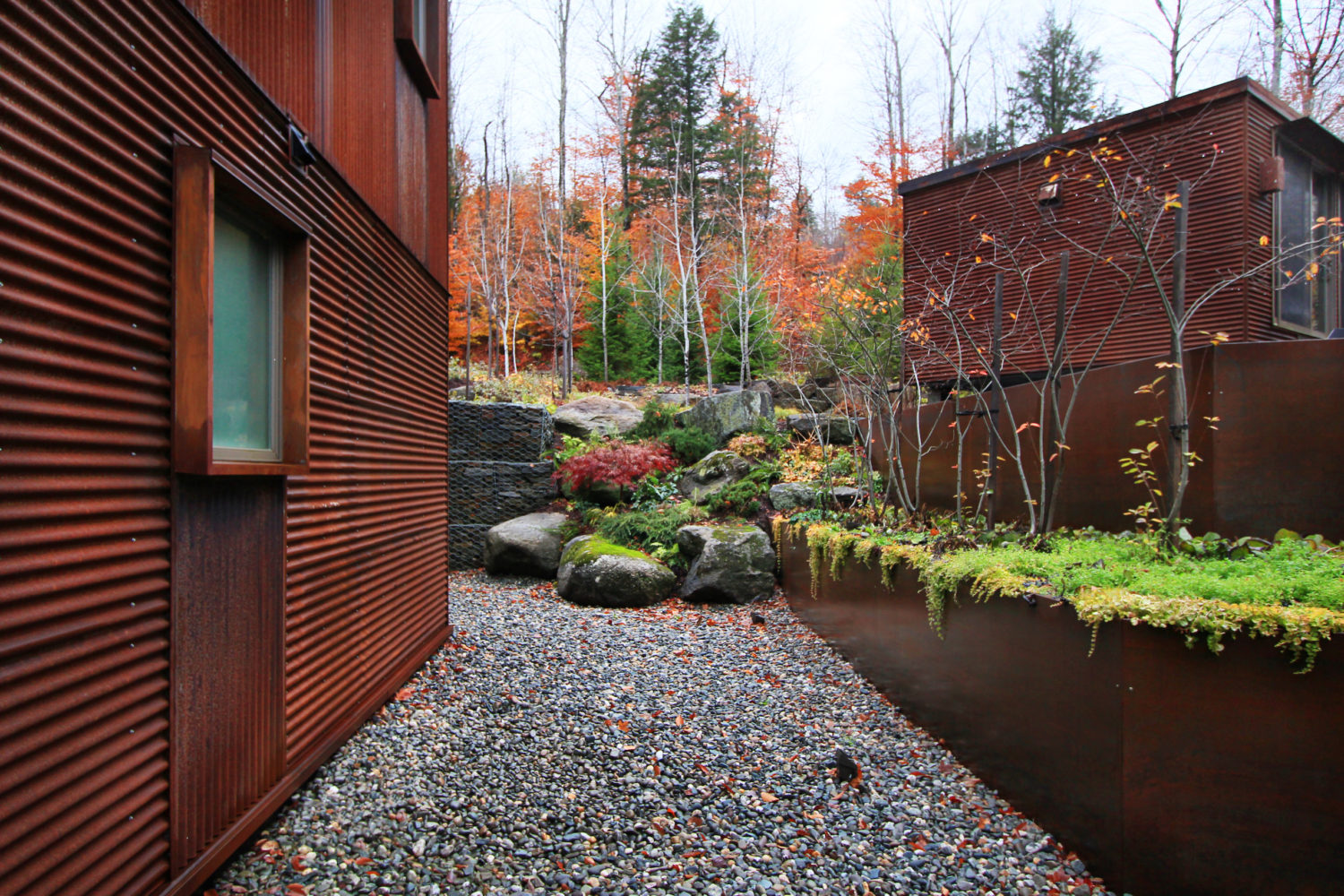 Rocky Brook weeHouse by Alchemy Architects - Architizer