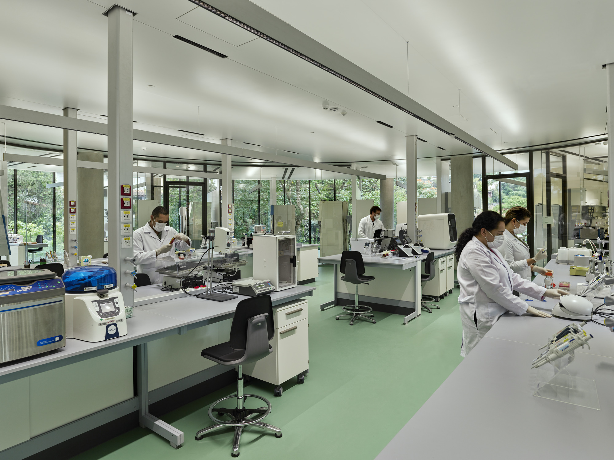 Albert Einstein Education and Research Center by Safdie Architects ...