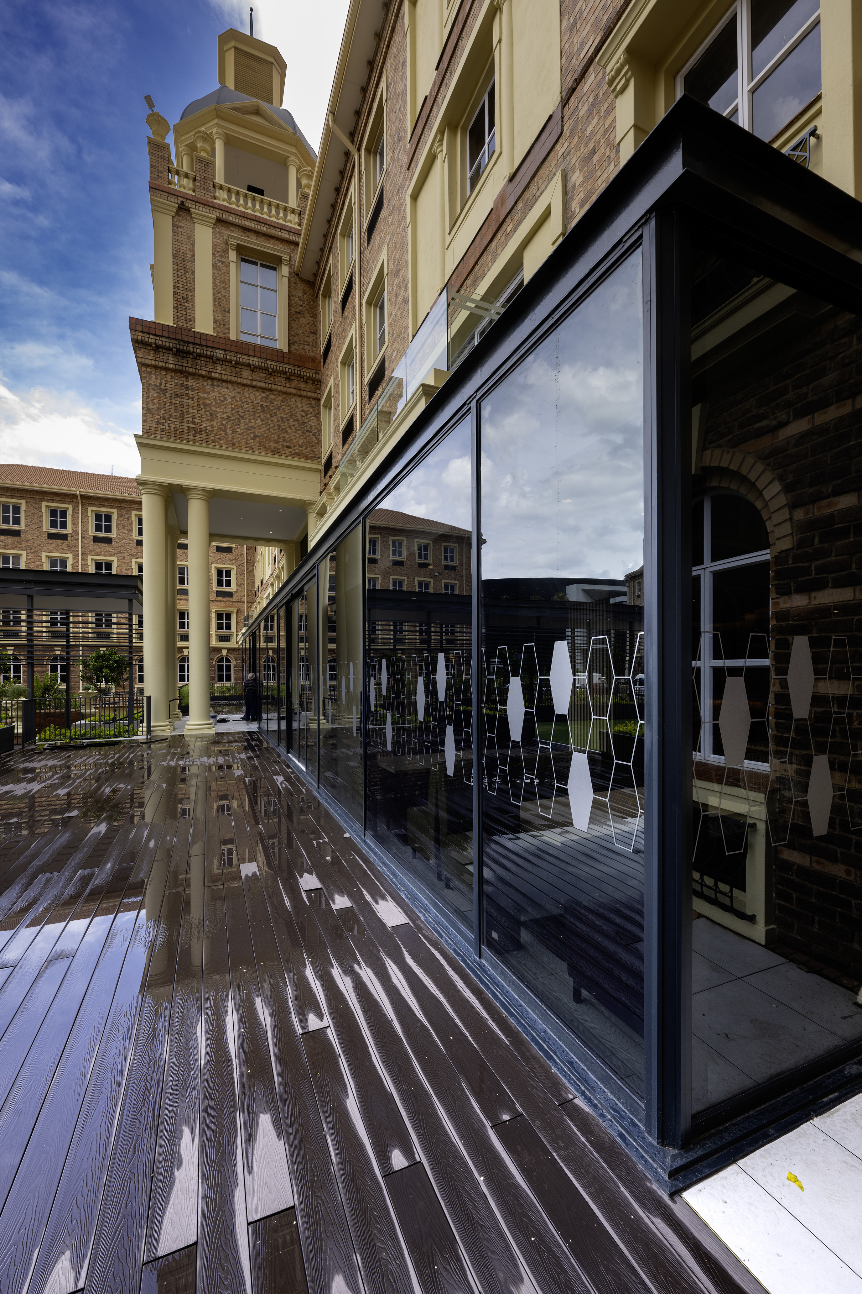 Hampton By Hilton by Bentel Associates International - Architizer