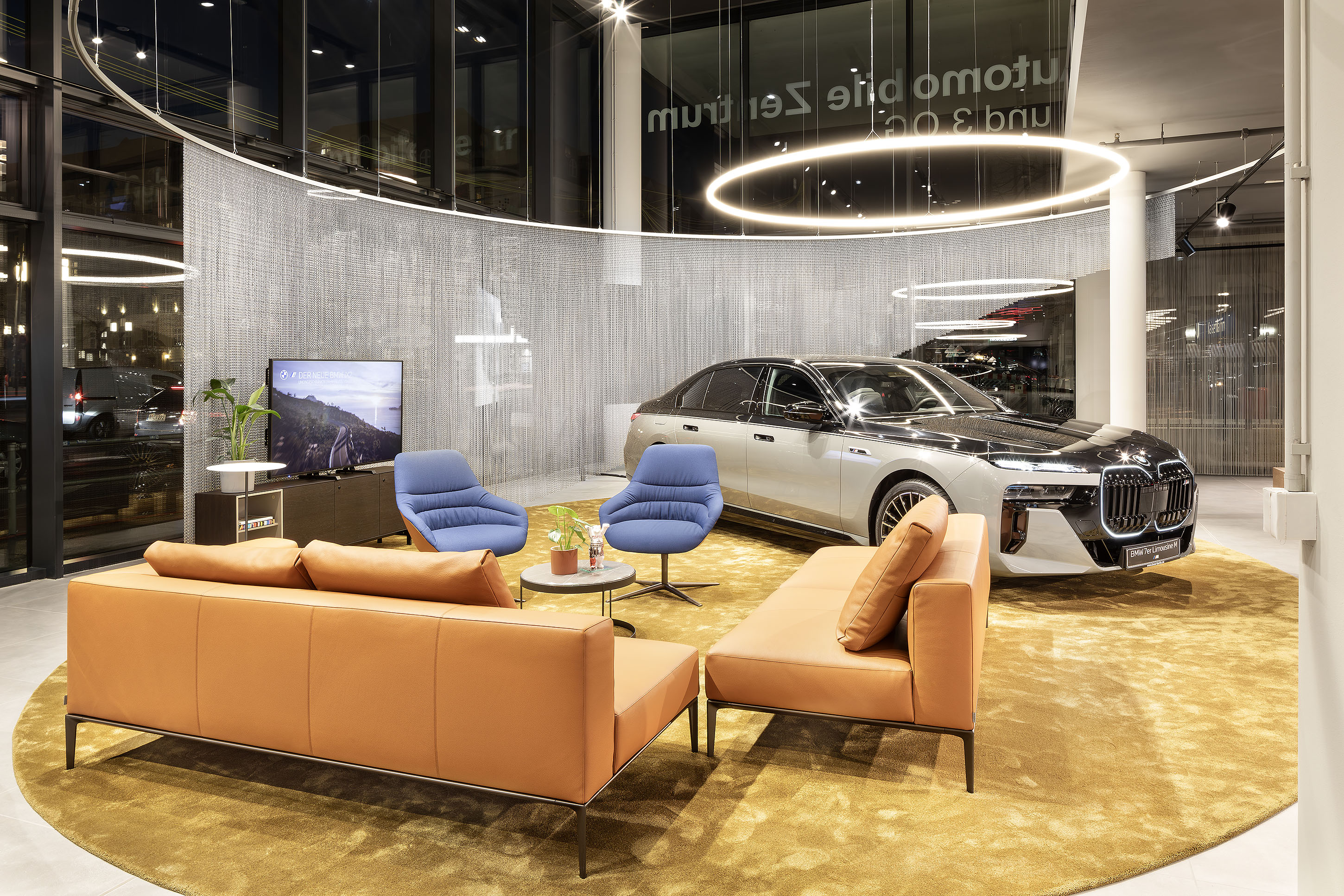 BMW RETAIL.NEXT – the future of car showrooms by PLAJER + FRANZ ...