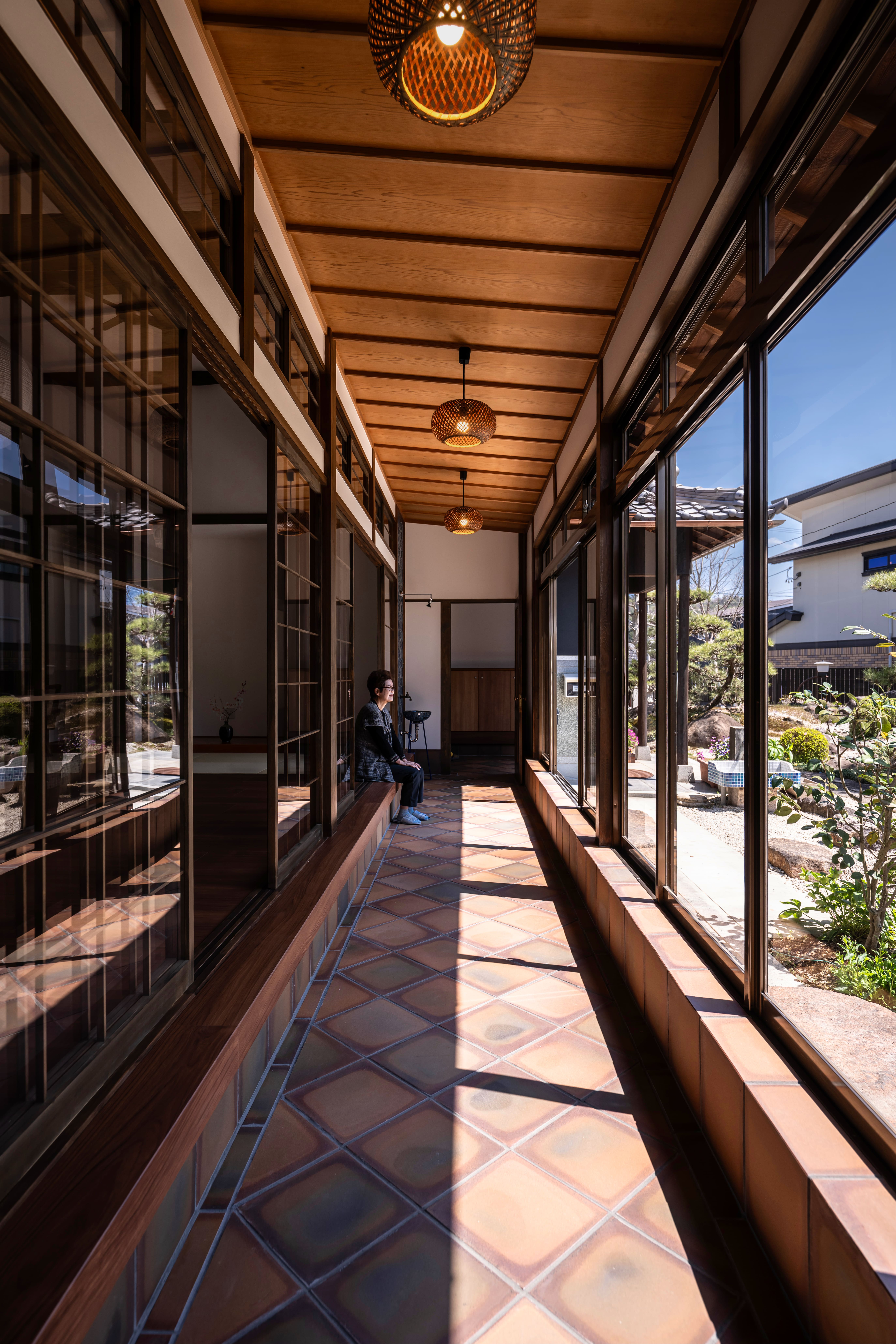 DOMA HOUSE-Renovation of a traditional Japanese house- by ITSUKI ...