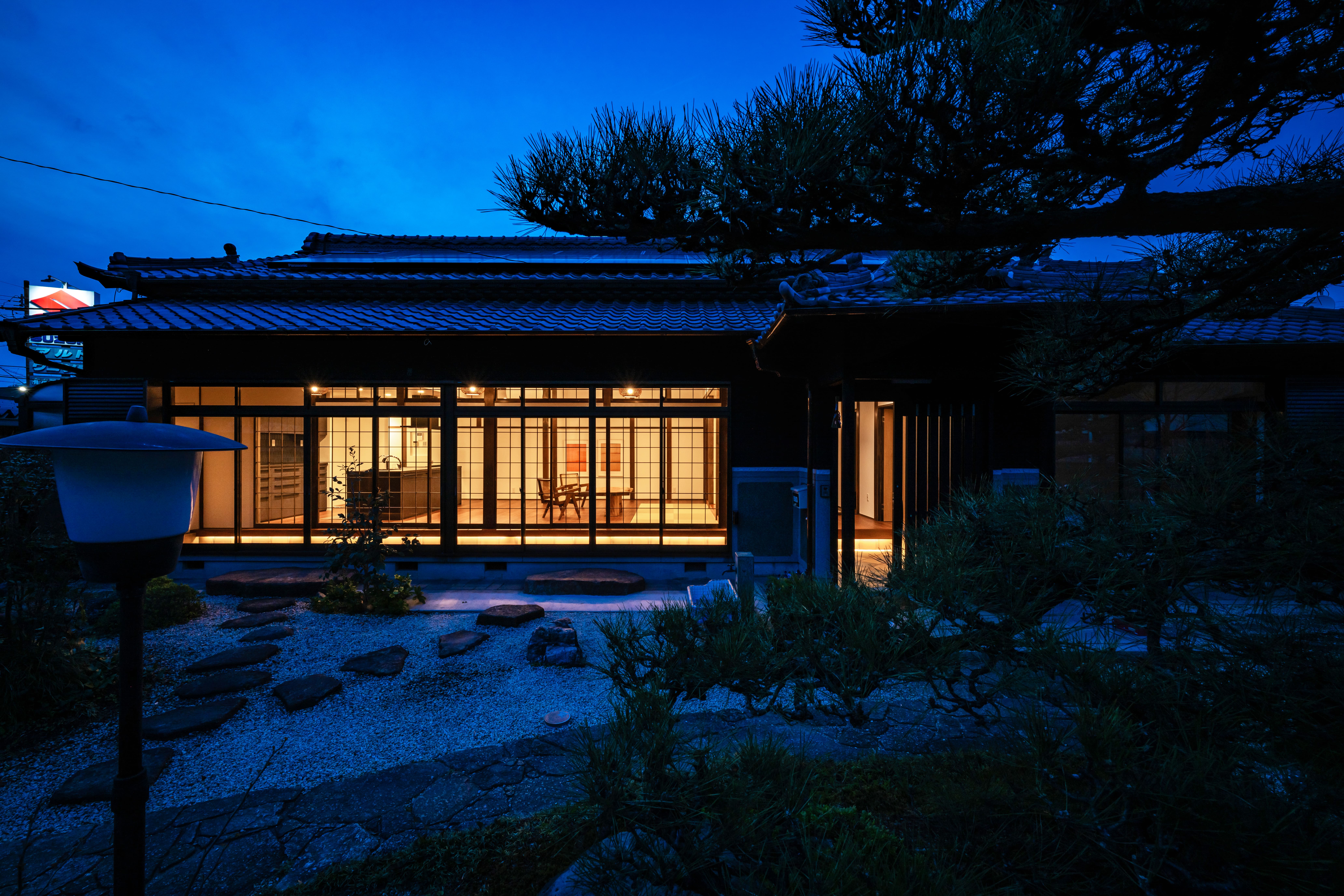 DOMA HOUSE-Renovation of a traditional Japanese house- by ITSUKI ...