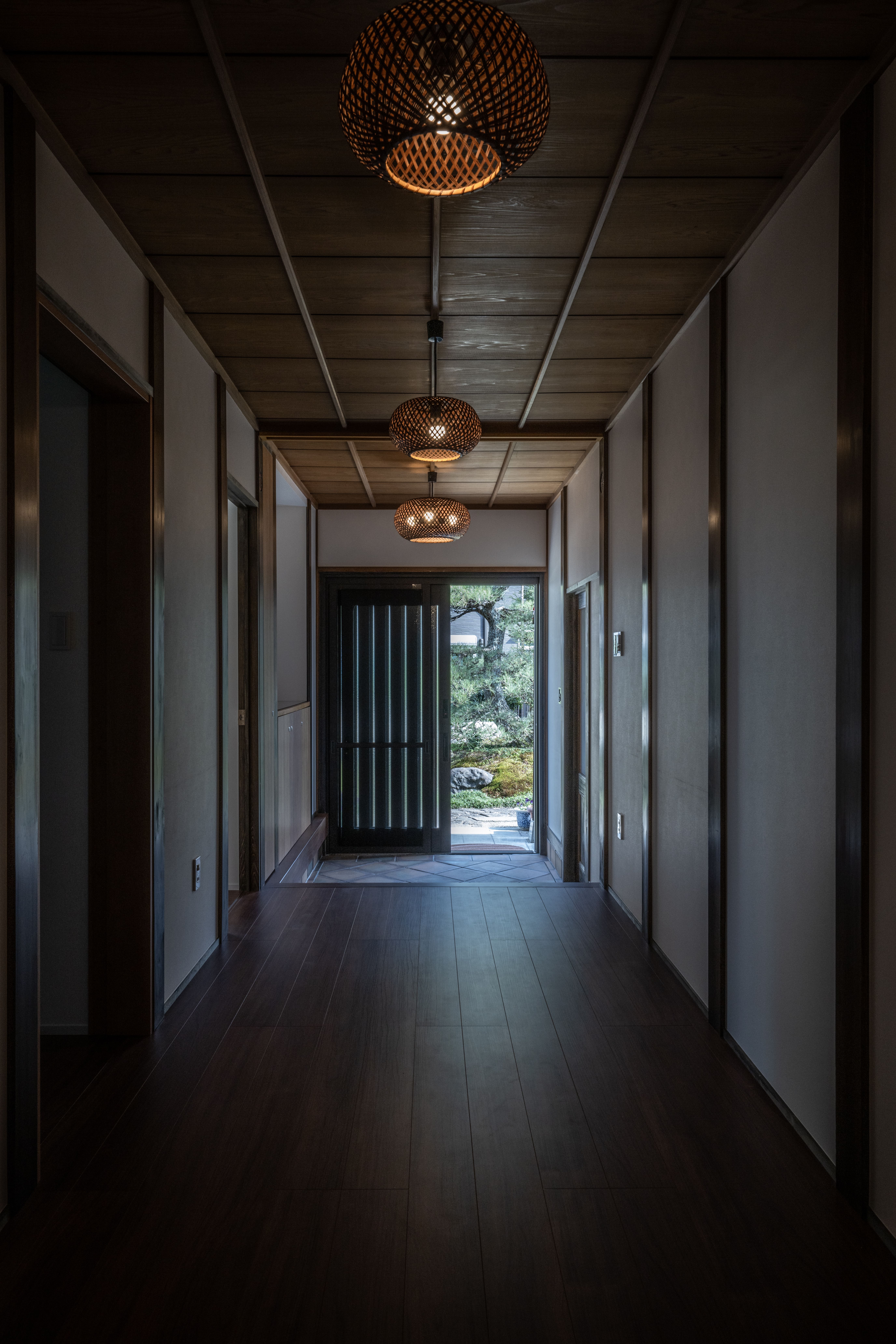 DOMA HOUSE-Renovation of a traditional Japanese house- by ITSUKI ...