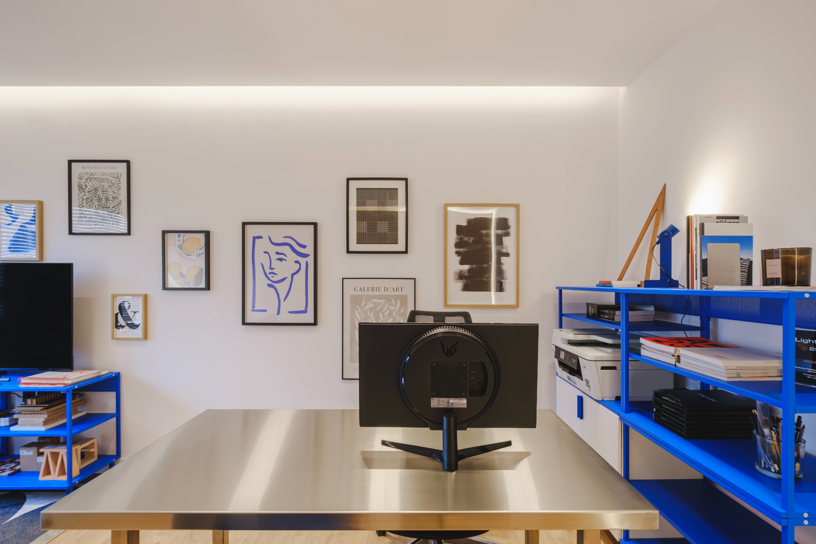 Architecture studio in Athens by Valtikos Architecture Practice ...