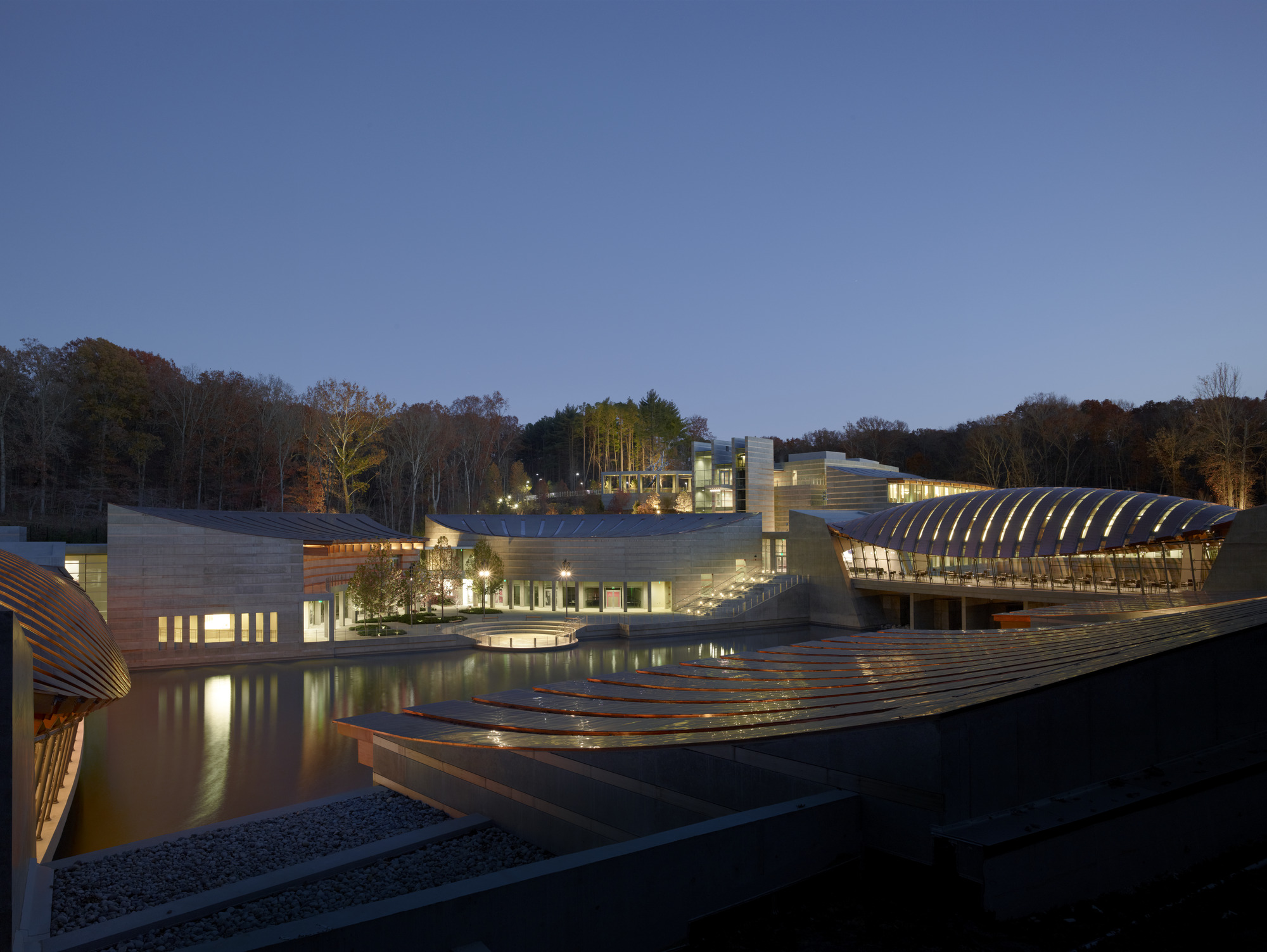 Crystal Bridges Museum of American Art by Safdie Architects - Architizer