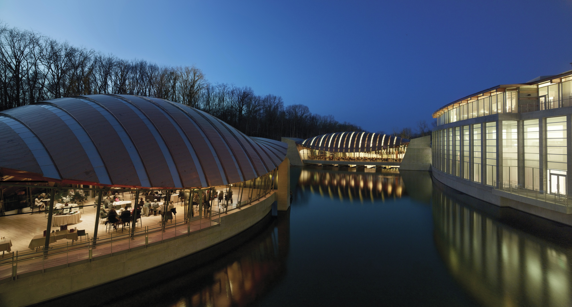 Crystal Bridges Museum of American Art by Safdie Architects - Architizer