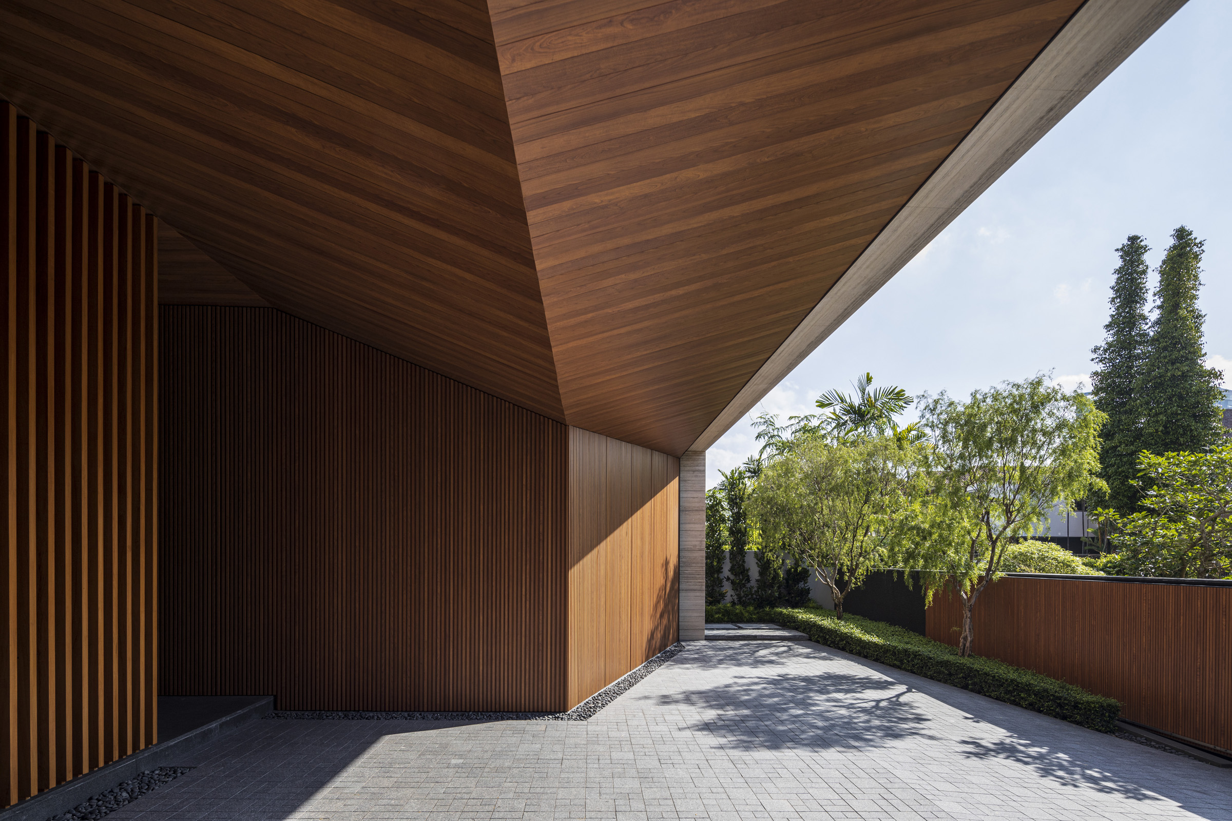 Open Courtyard House by Wallflower Architecture + Design - Architizer