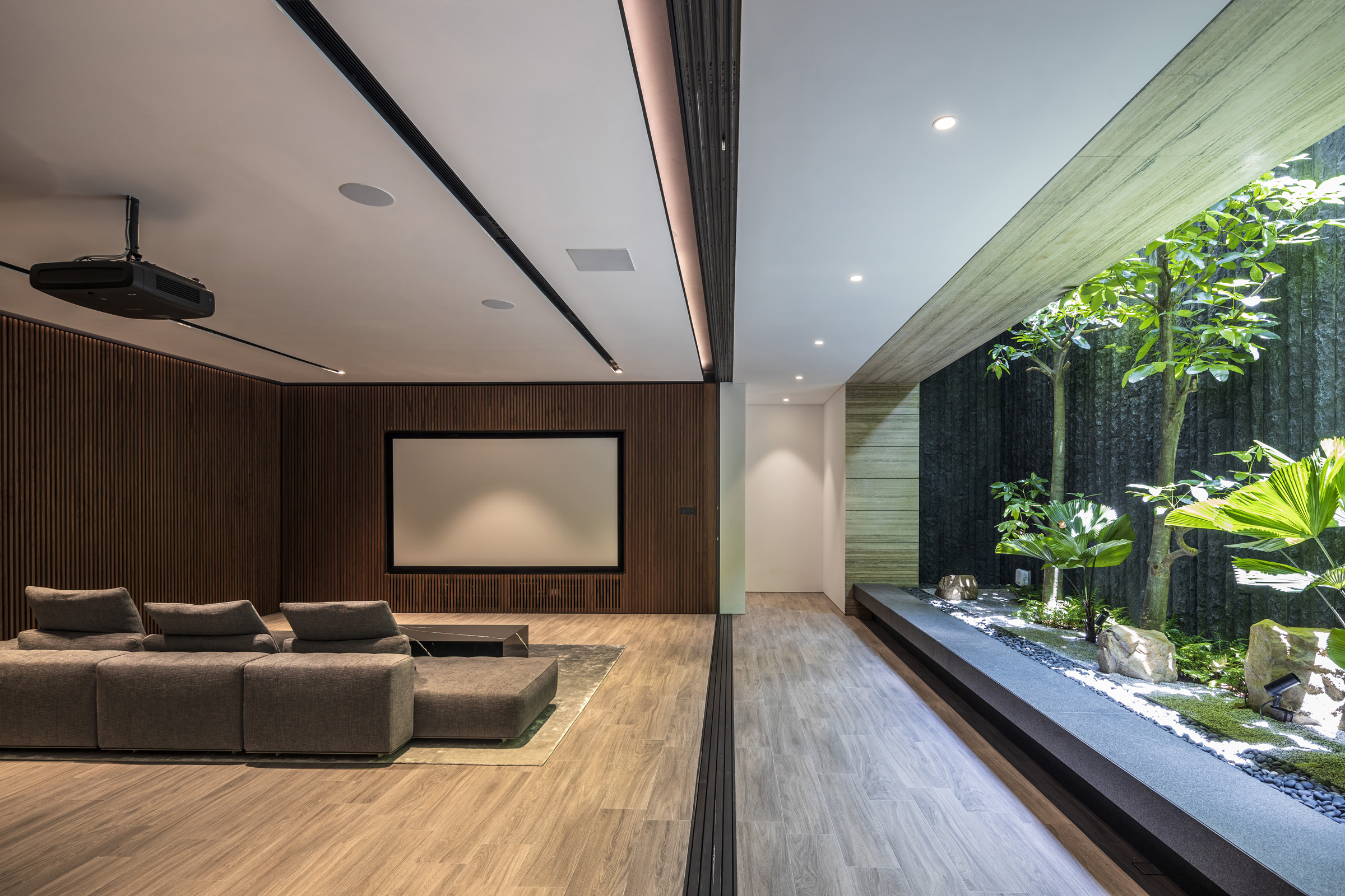Open Courtyard House by Wallflower Architecture + Design - Architizer