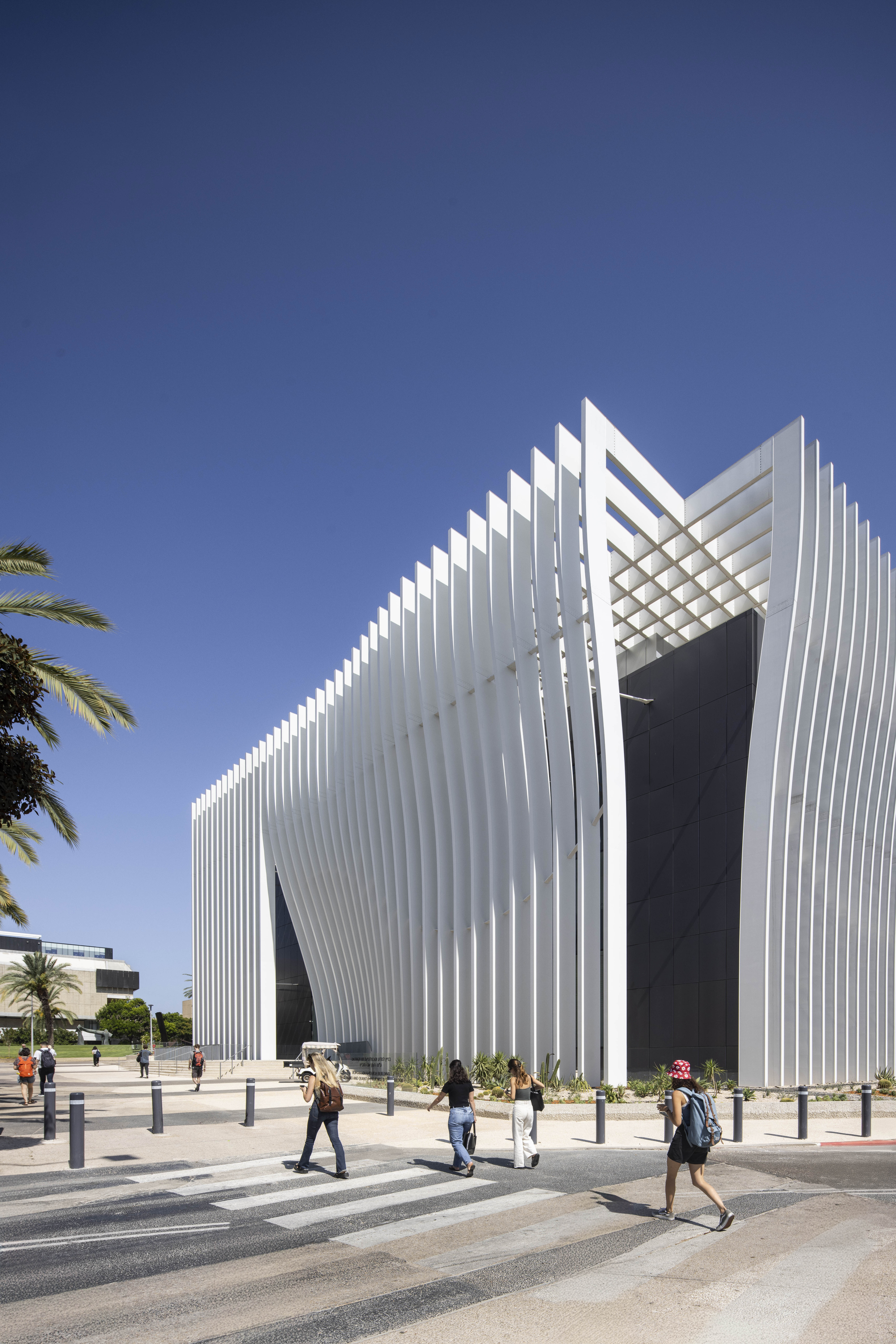 Jan Koum Centre for Nanosciences and Nanotechnologies by MICHEL RÉMON ...