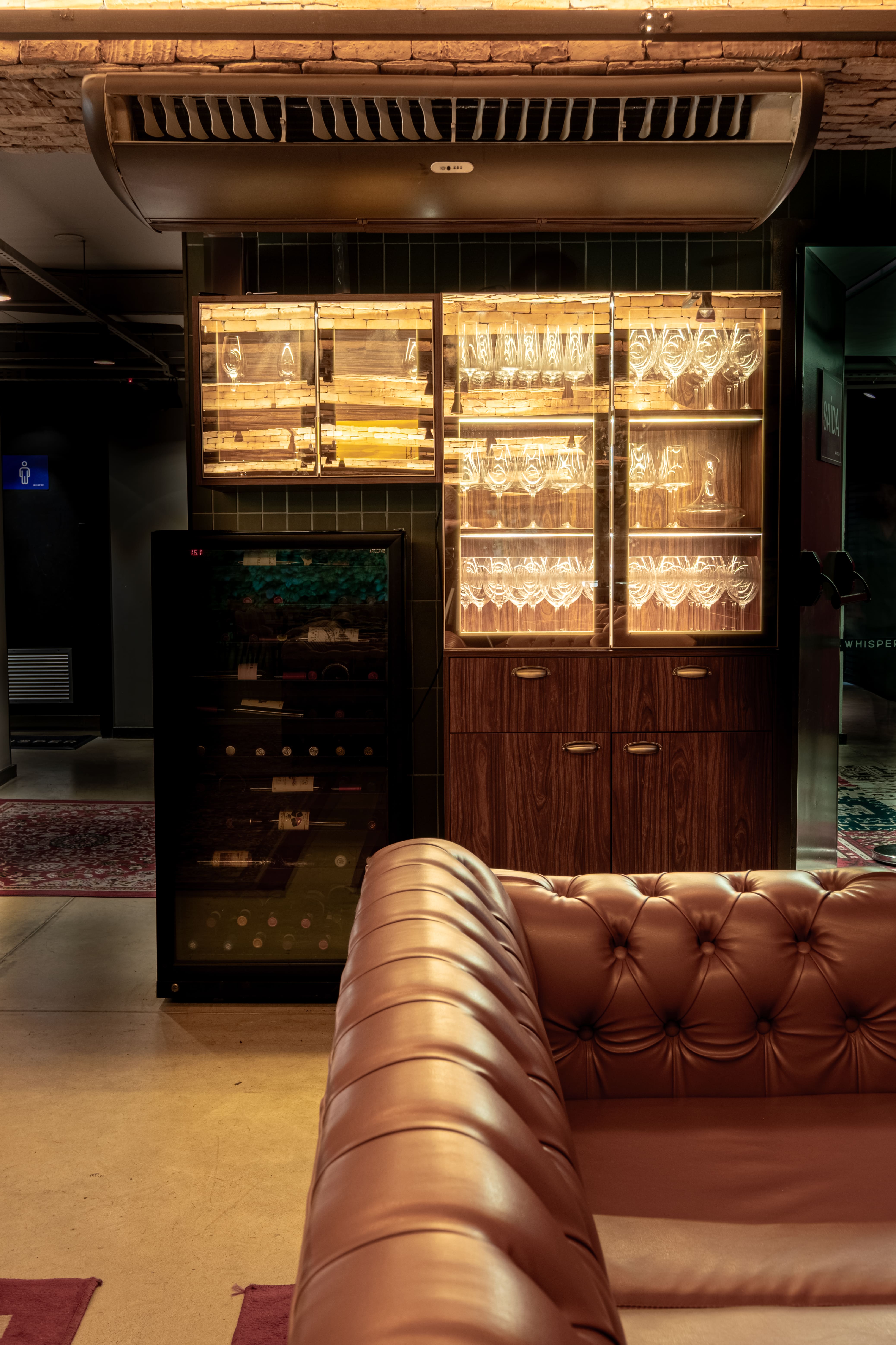 Whisper Bar by Aptar Arquitetura e Construção - Architizer