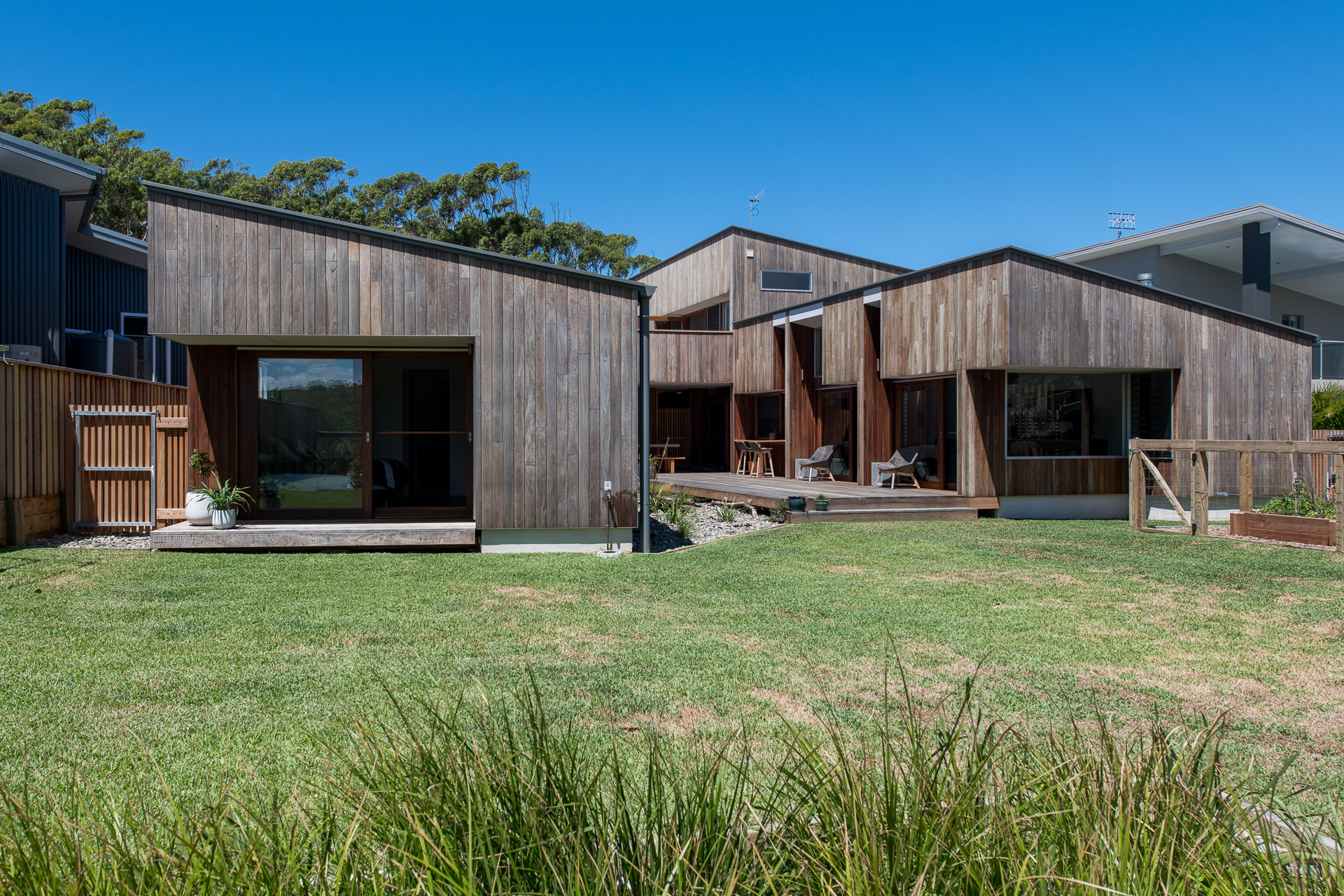 Boomerang Beach House 3 by BOURNE + BLUE ARCHITECTURE - Architizer