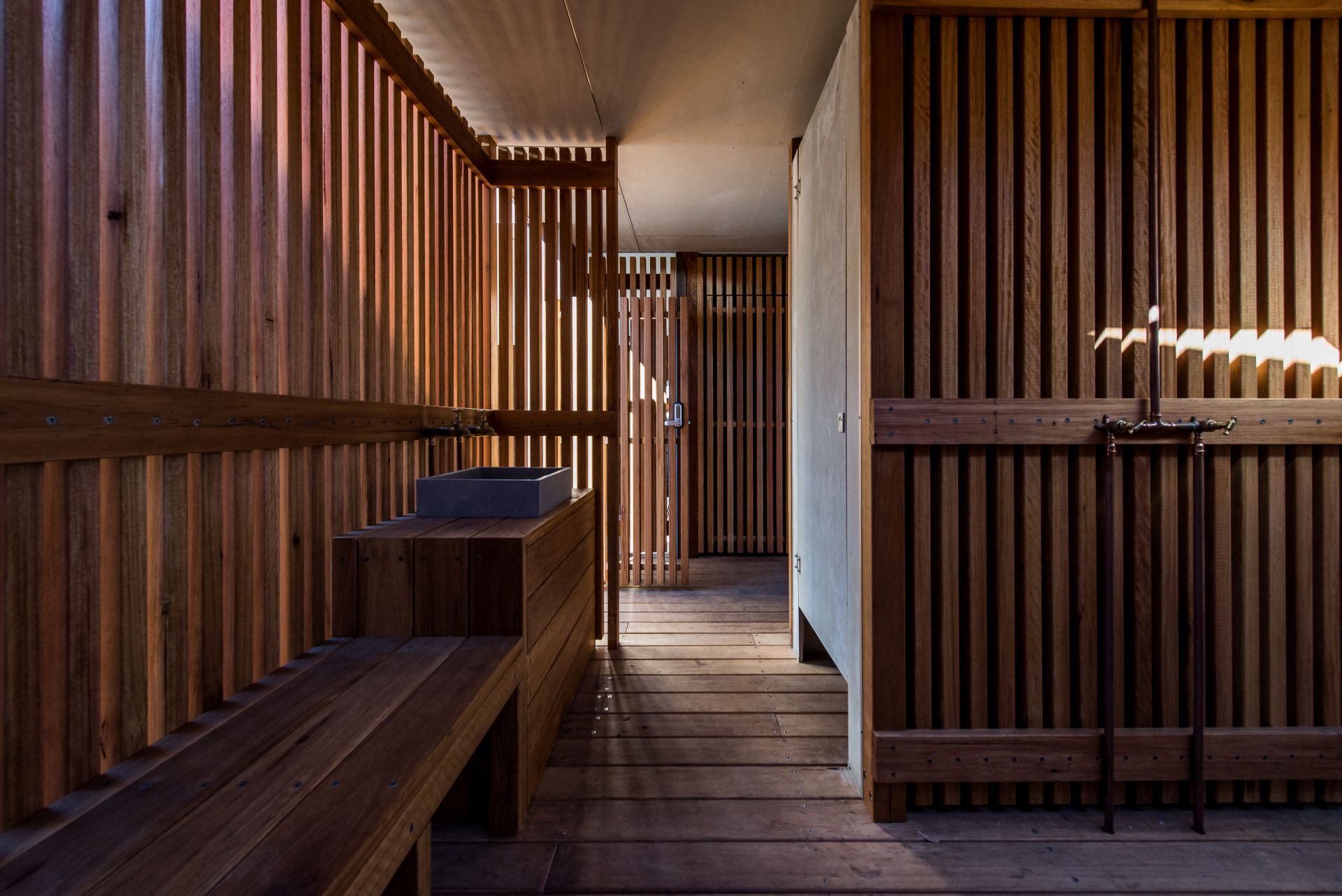 Boomerang Beach House 3 by BOURNE + BLUE ARCHITECTURE - Architizer