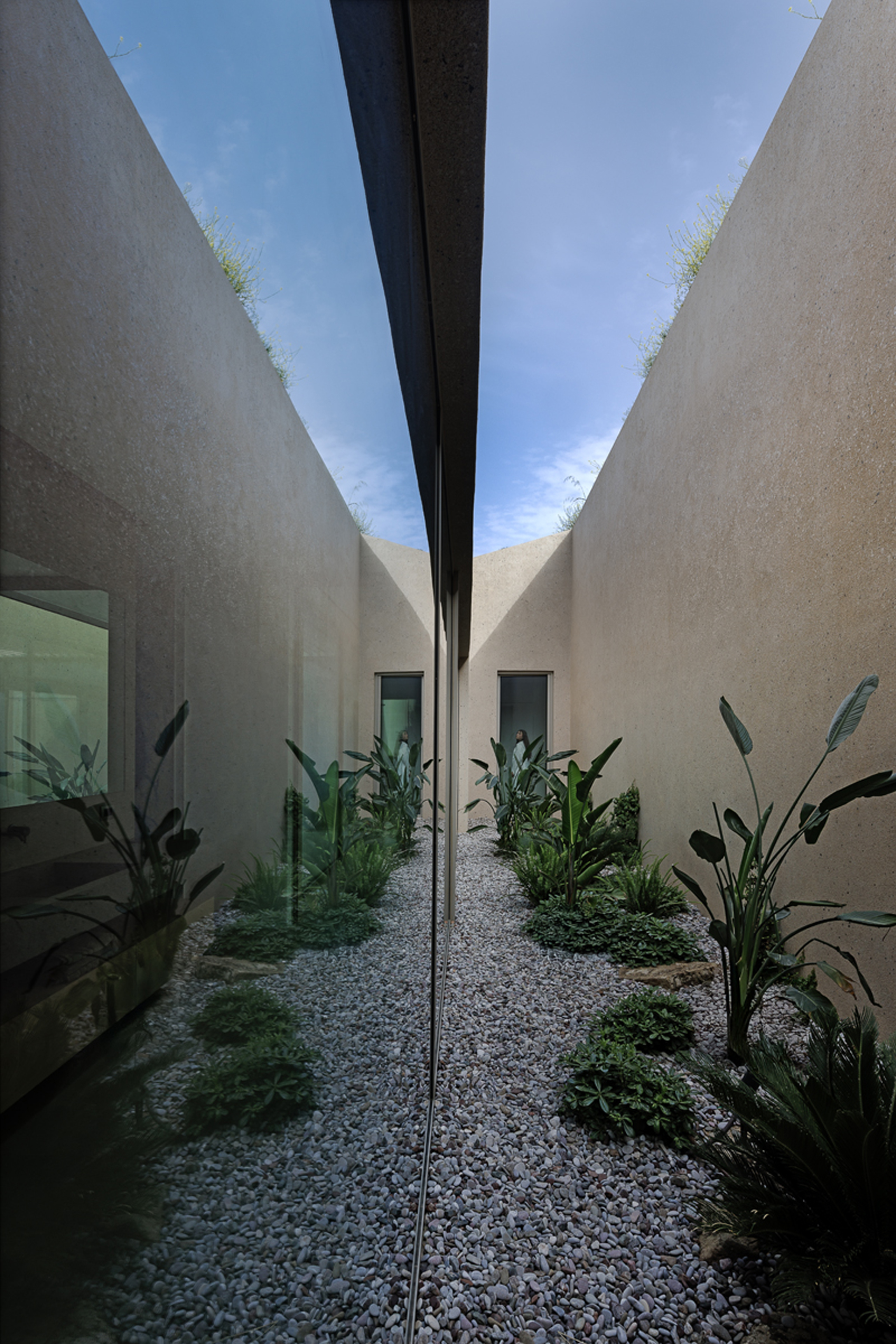 The Slot House by KATERINA VALSAMAKI ARCHITECTS - Architizer