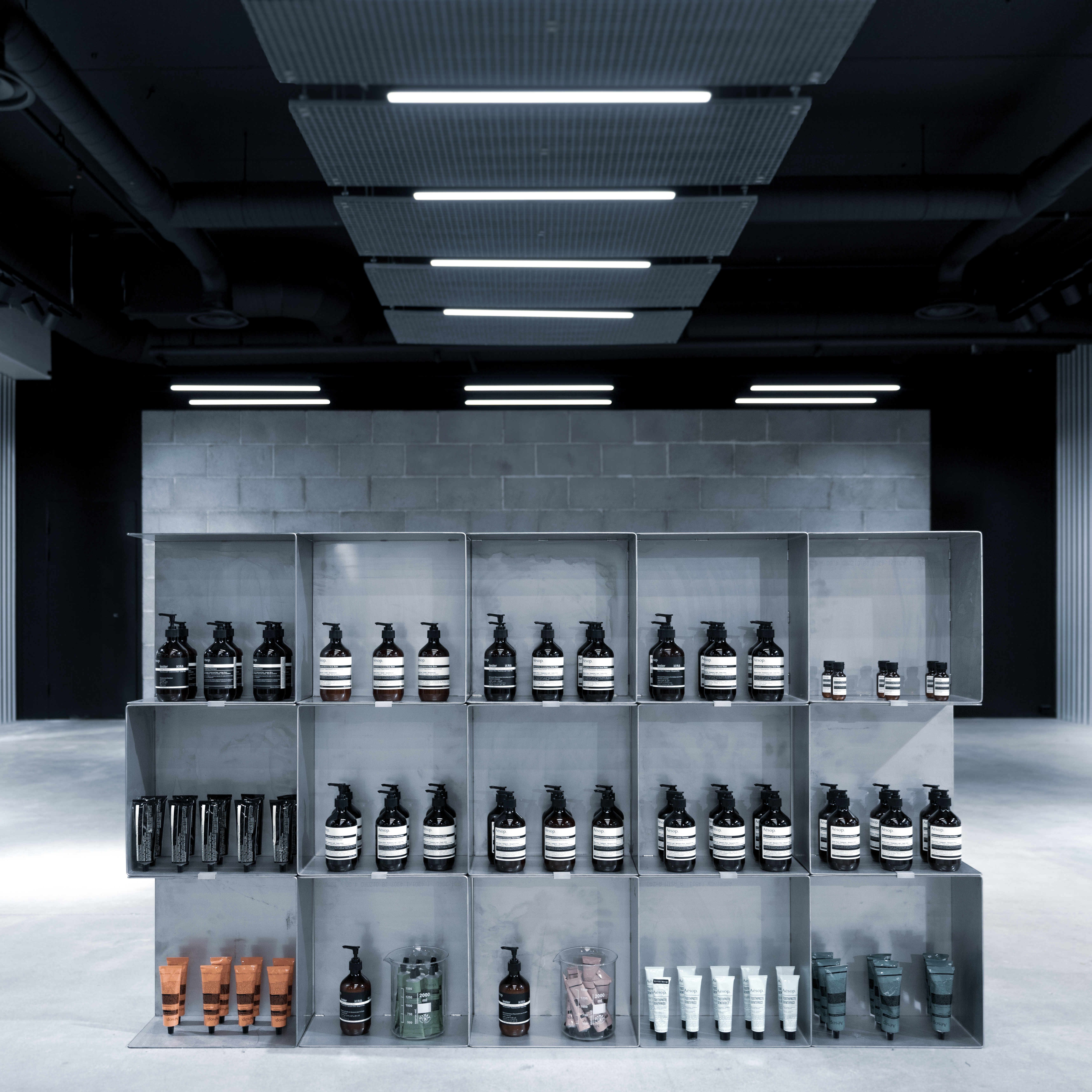 MODO STORE by OFFICE INAINN - Architizer