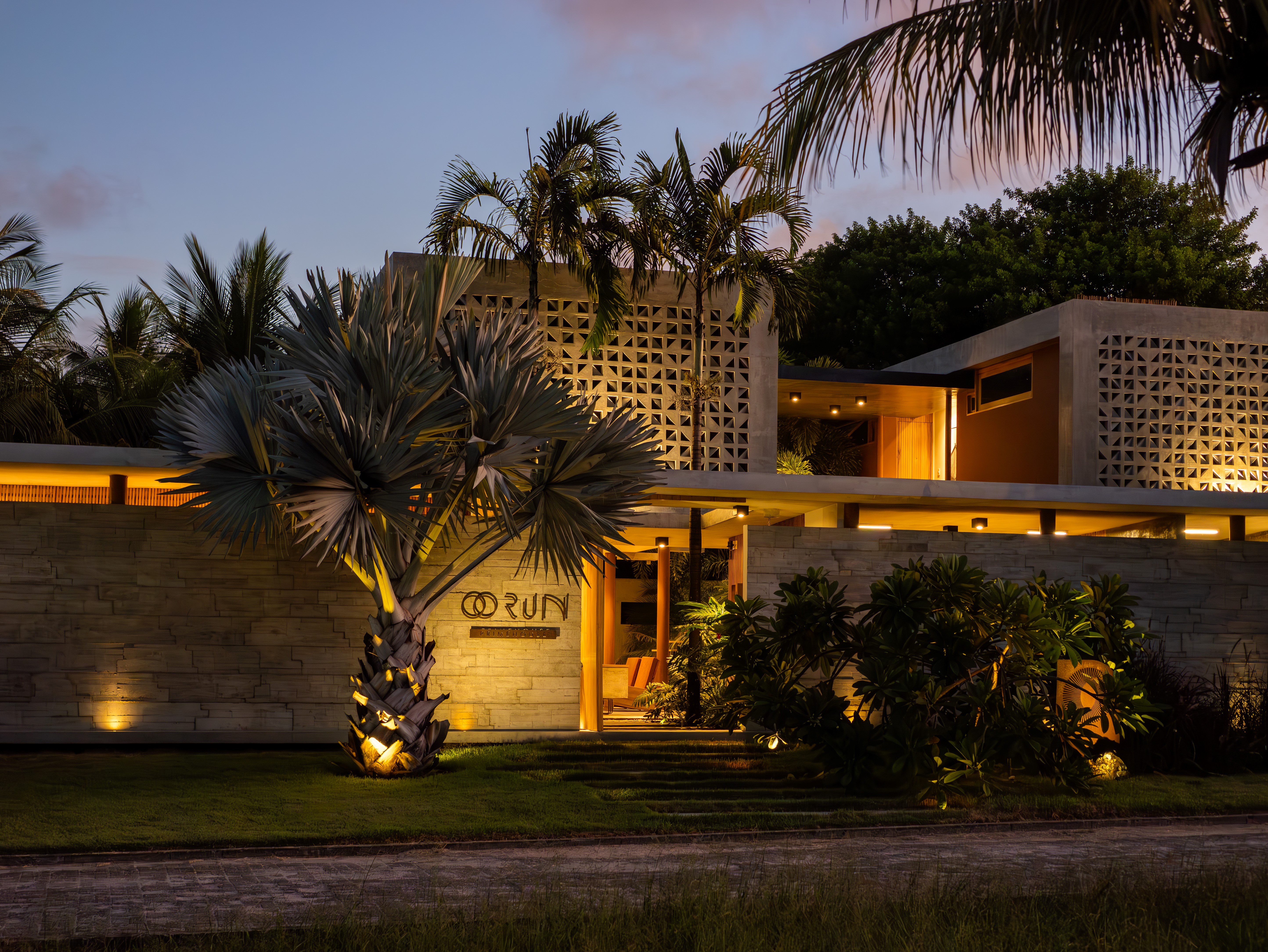 Oòrùn | PrimeHouse by PrimeHome Construtora - Architizer