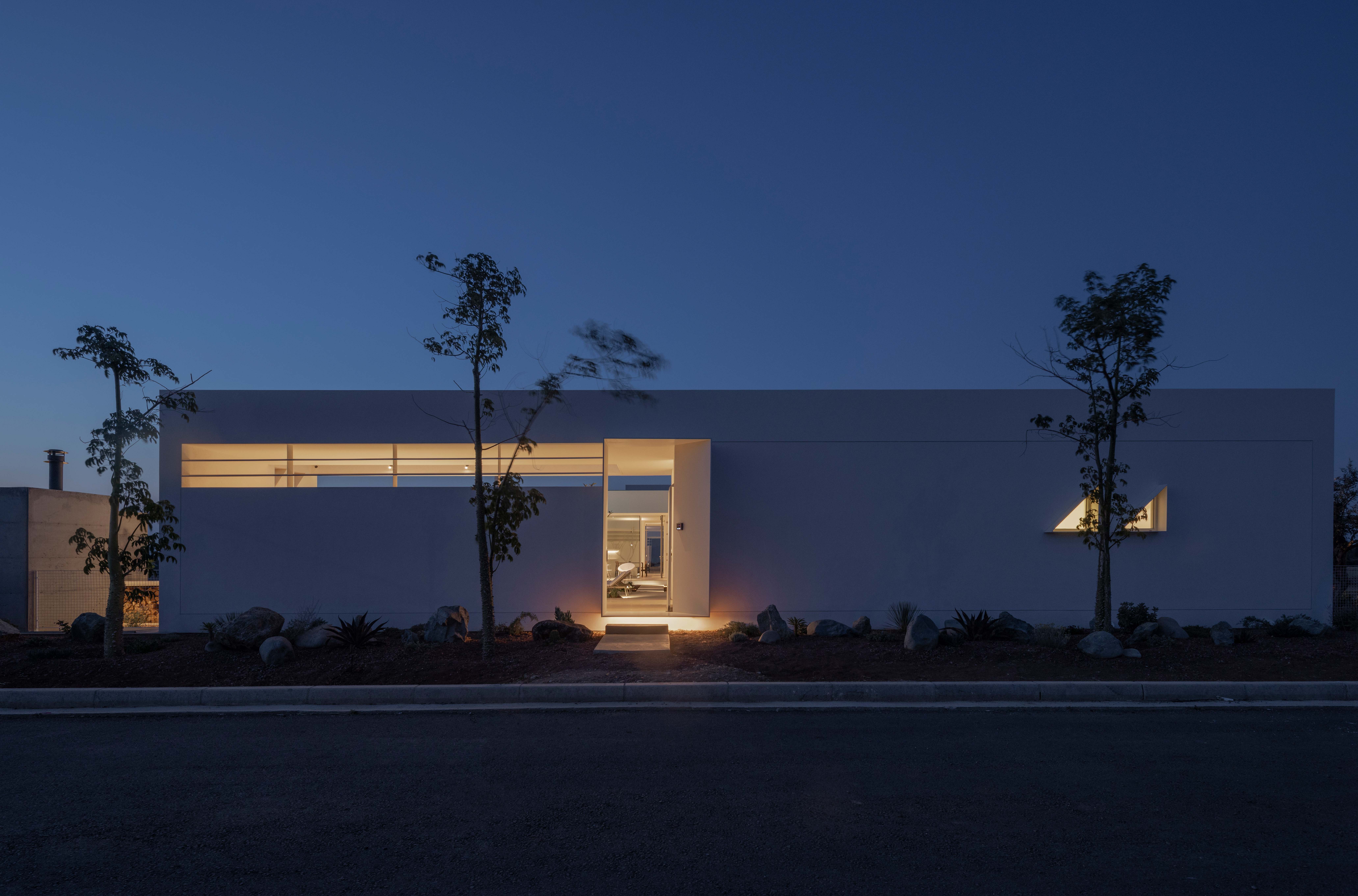 CASA OBLIVIO by MOB design studio - Architizer