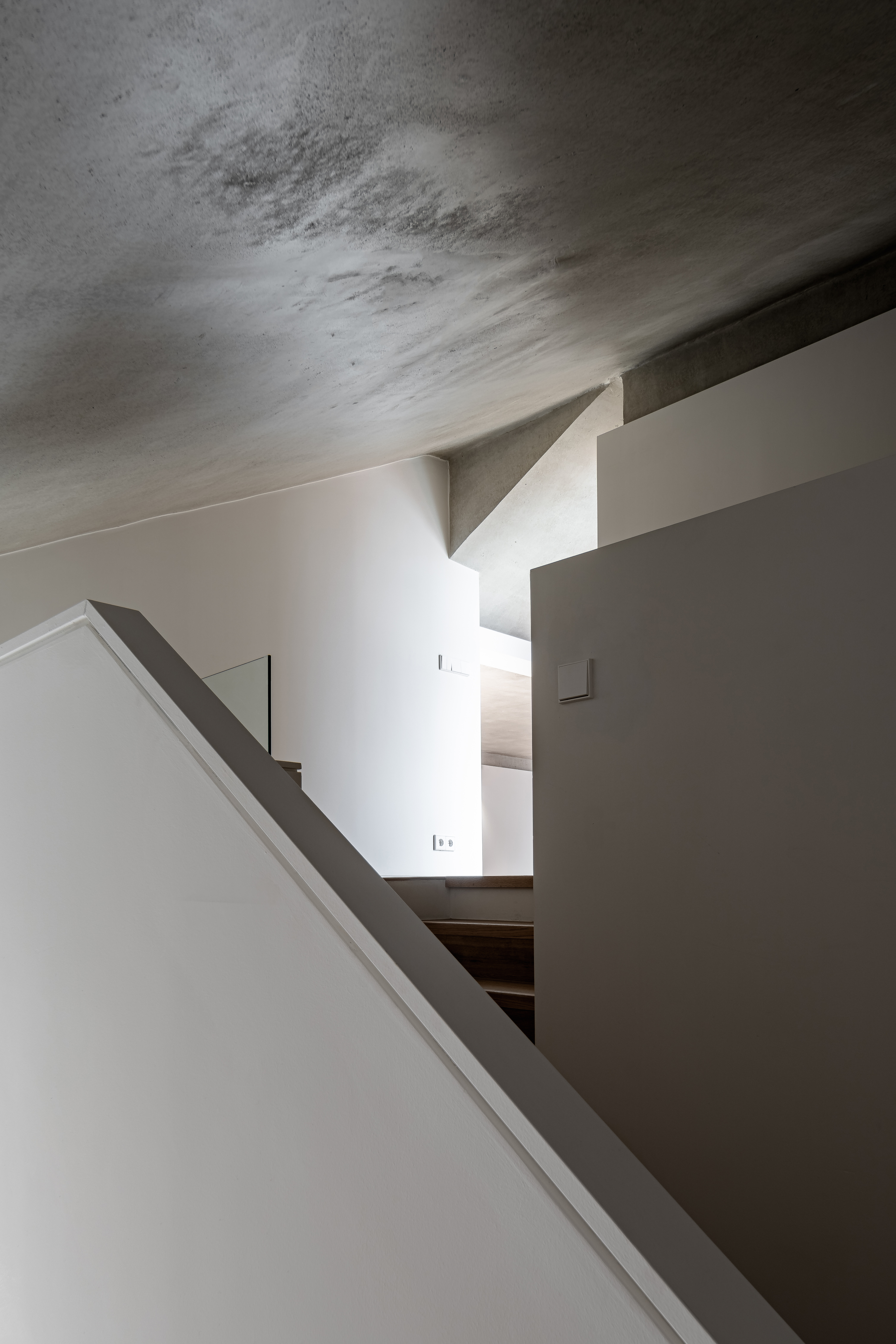 Upper Wall, Low Wall by KODE architects - Architizer