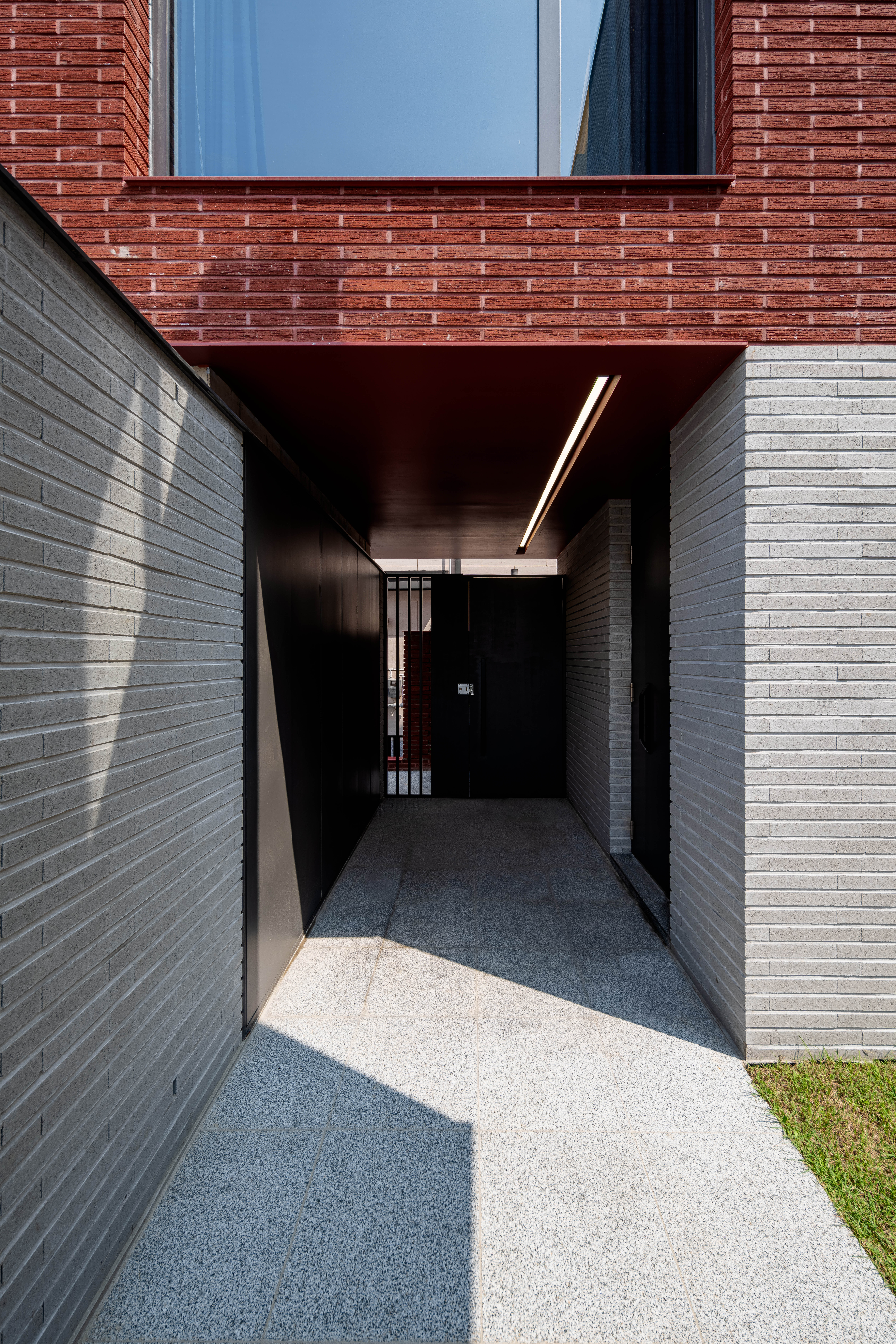 Upper Wall, Low Wall by KODE architects - Architizer