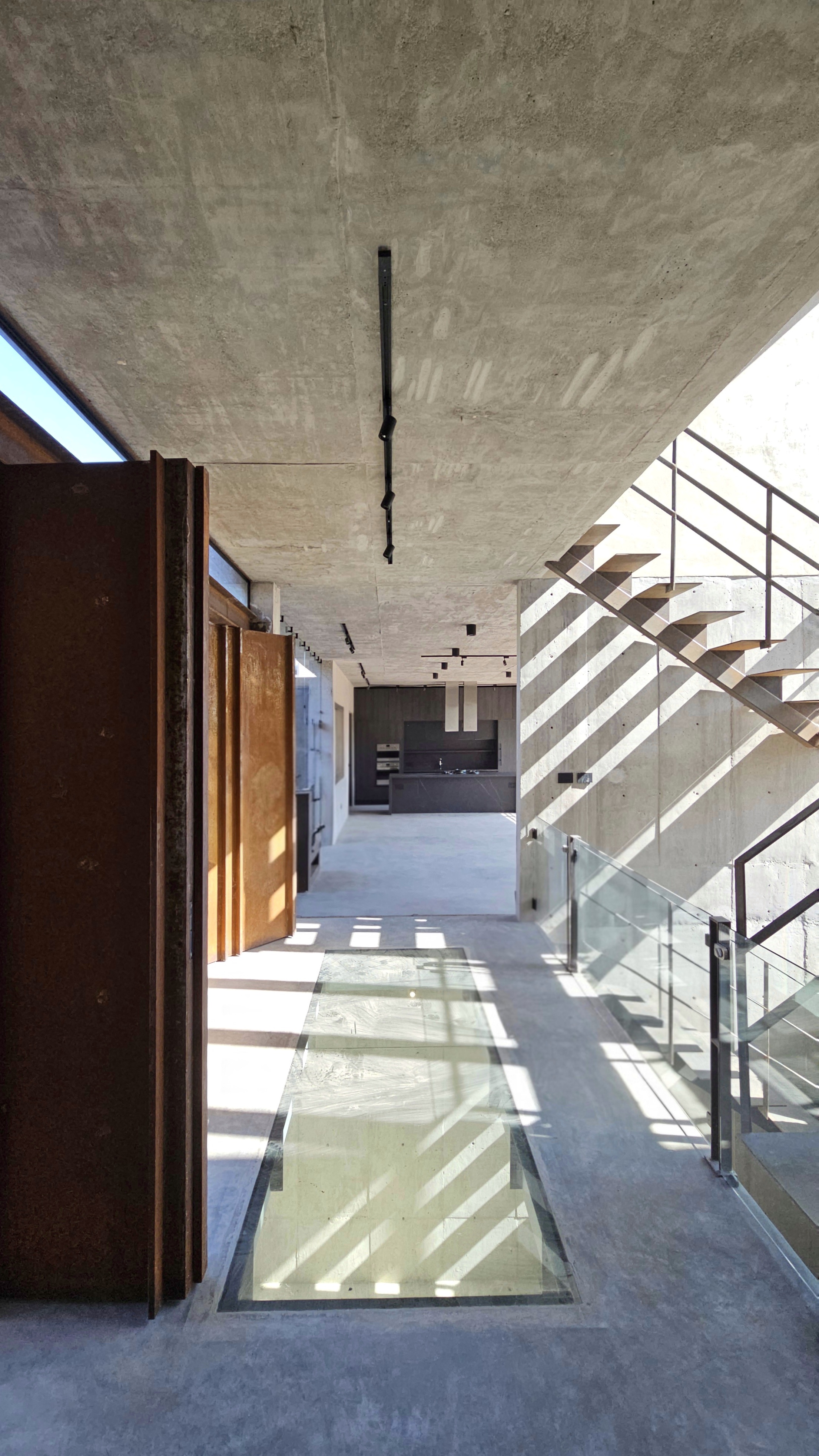 Idea 4271312: Casa Estrato by Blending Dots Arquitectos + Rogelio ...