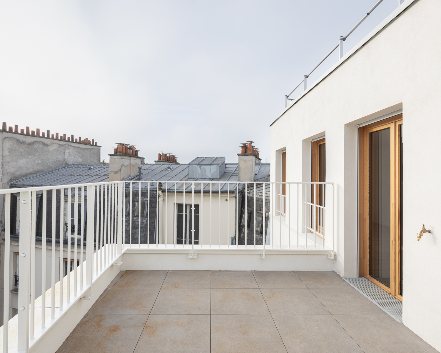 15 HOUSING UNITS IN SOLID STONE, TIMBER, AND HEMP CONCRETE by Mobile ...