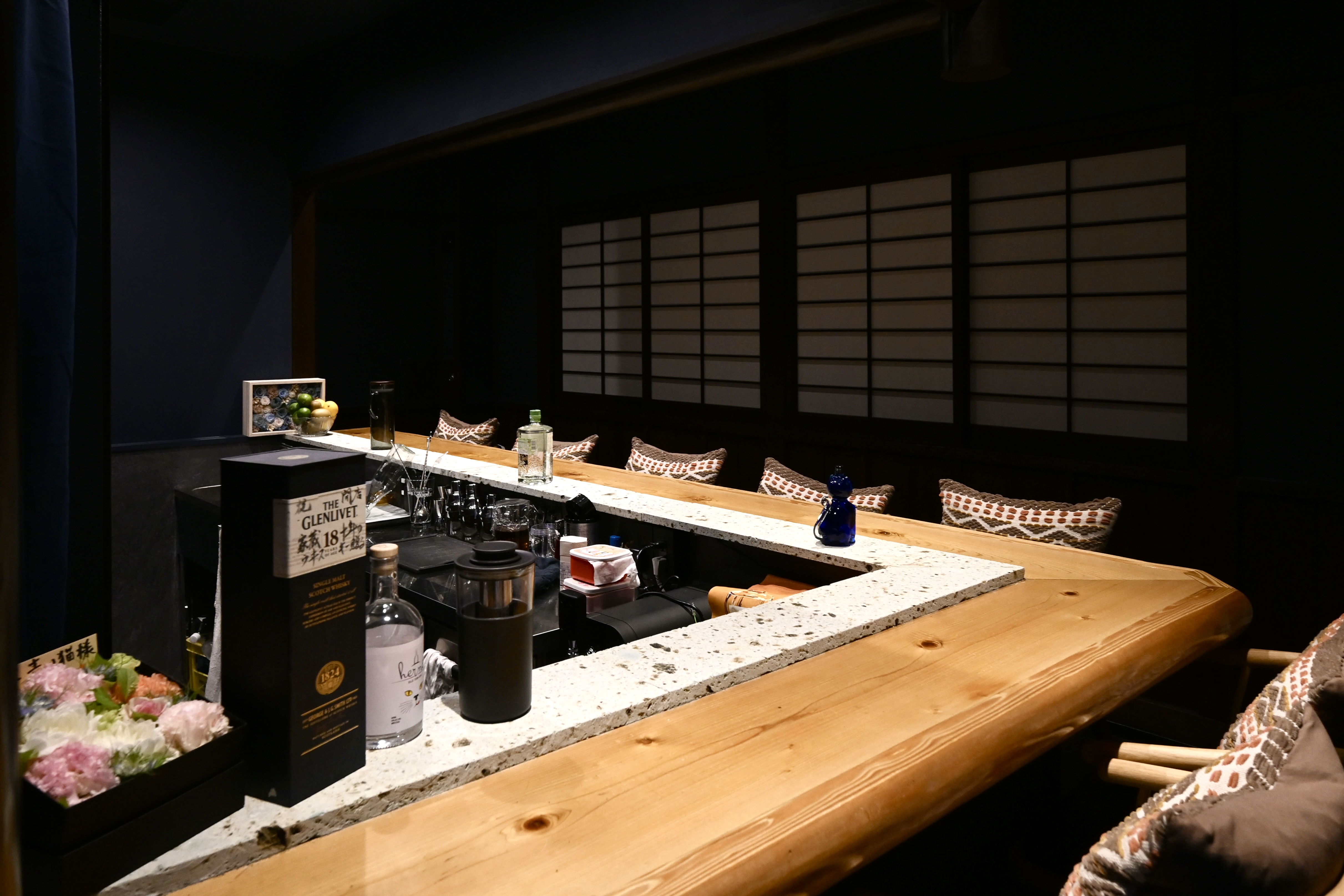 The Blue Cat / BAR 青い猫 by GRJ architects Inc. - Architizer