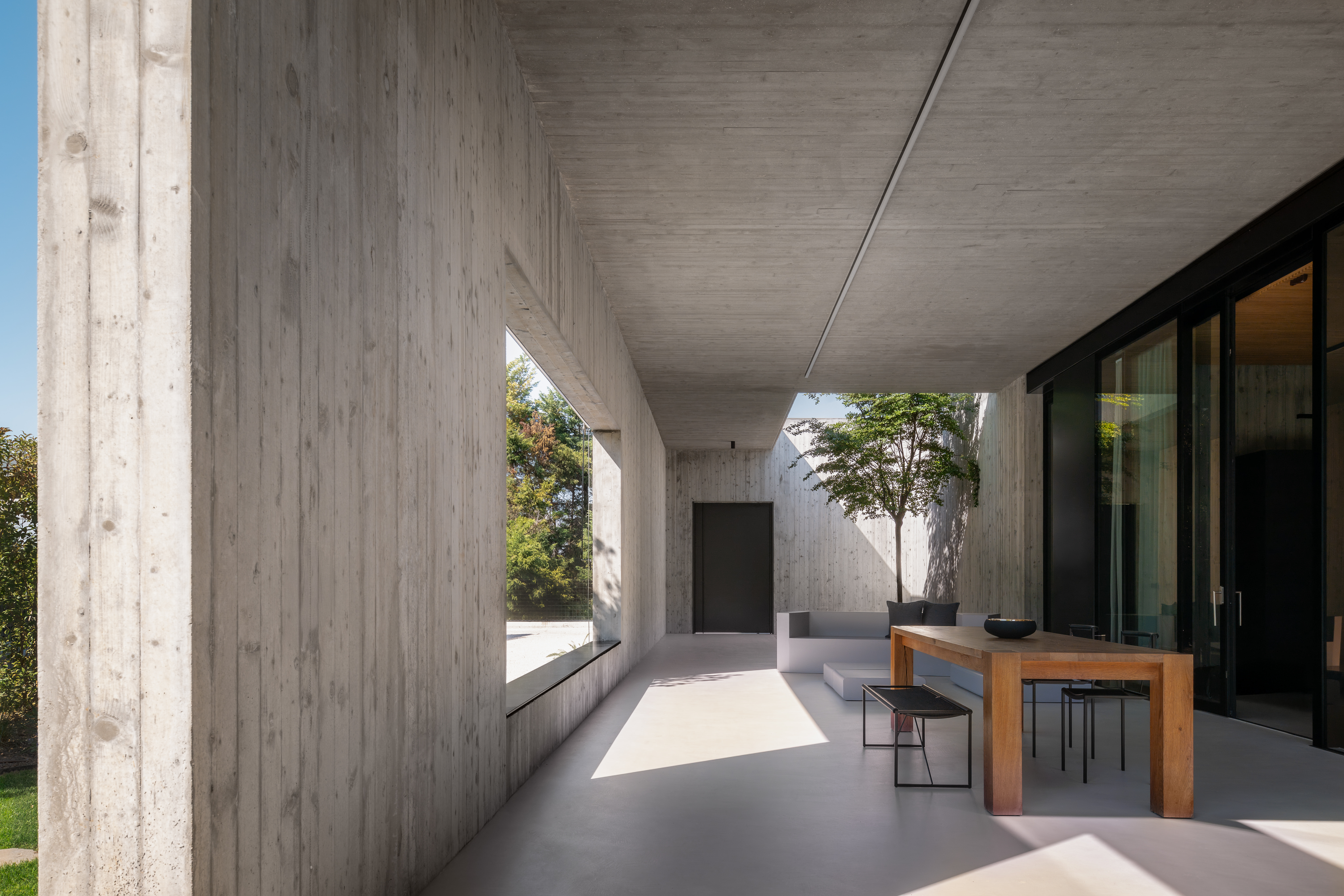200_House with internal view by MIDE architetti - Architizer